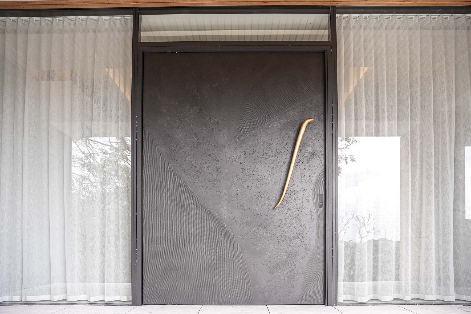 Gallery of Opening Up / Ultimate Doors and Joinery: The Art of Making a ...