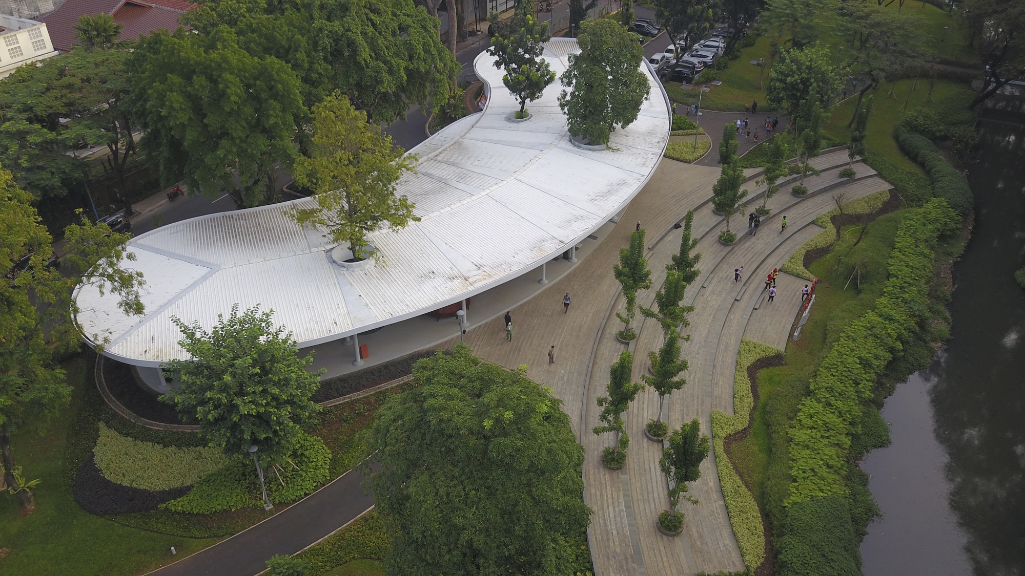 Gallery of Tebet Eco Park / SIURA Studio - 13