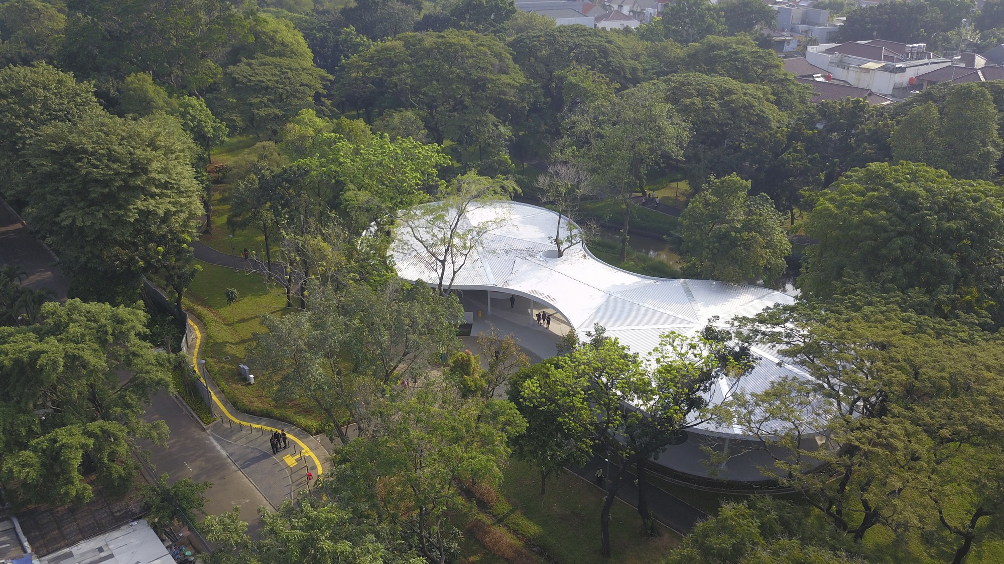 Gallery of Tebet Eco Park / SIURA Studio - 11