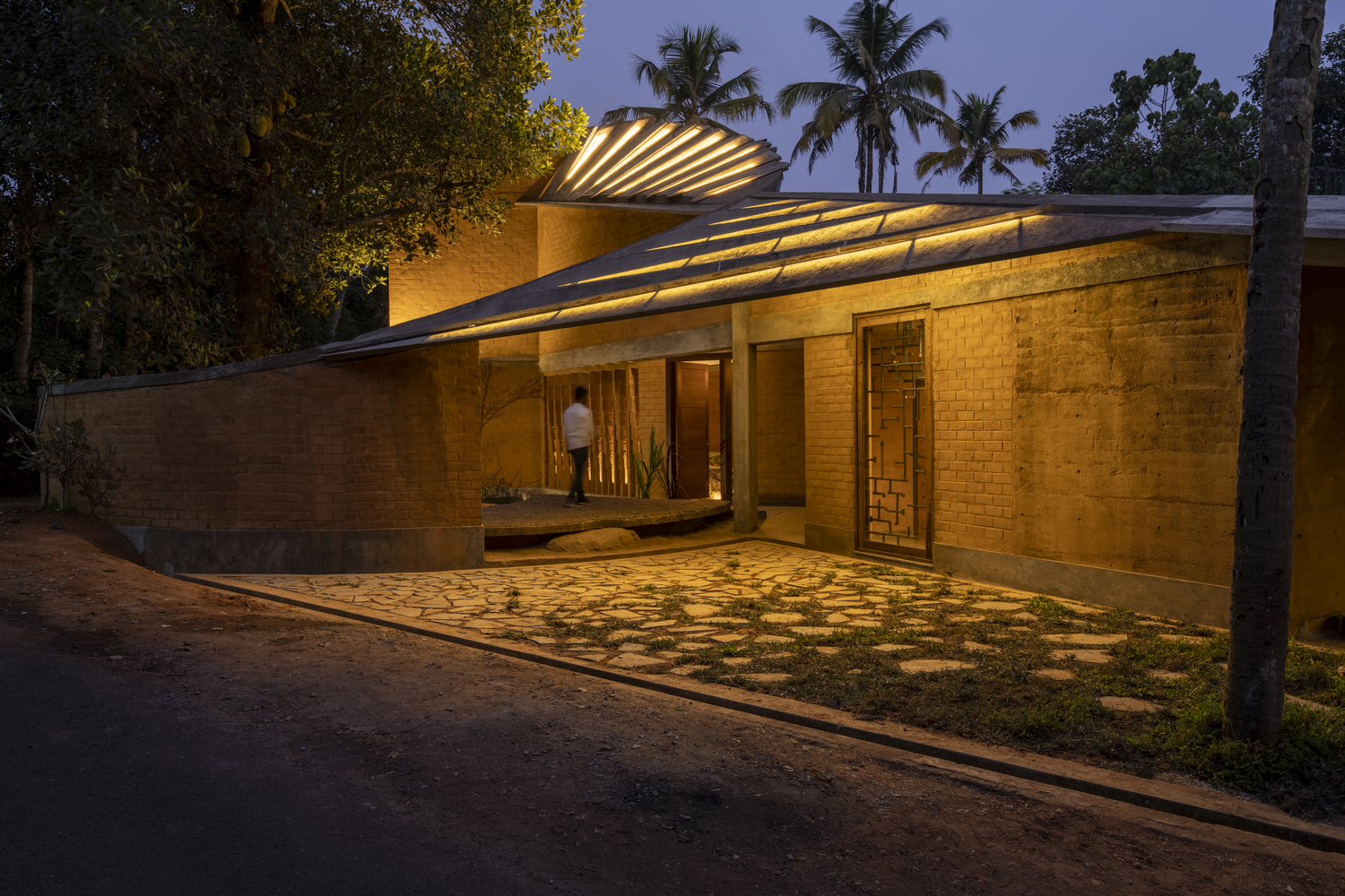 Gallery of Local Colors in Rammed Earth Construction: 50 Projects ...