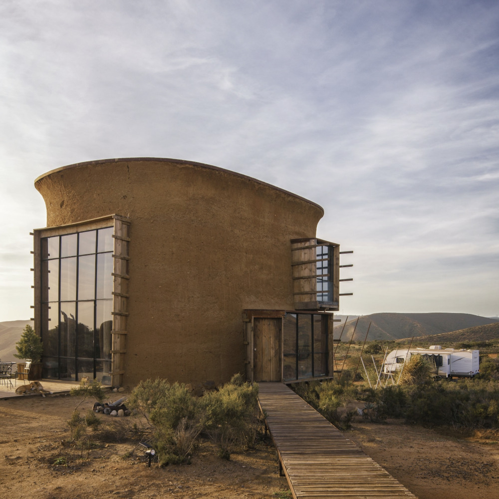 Gallery of Local Colors in Rammed Earth Construction: 50 Projects ...