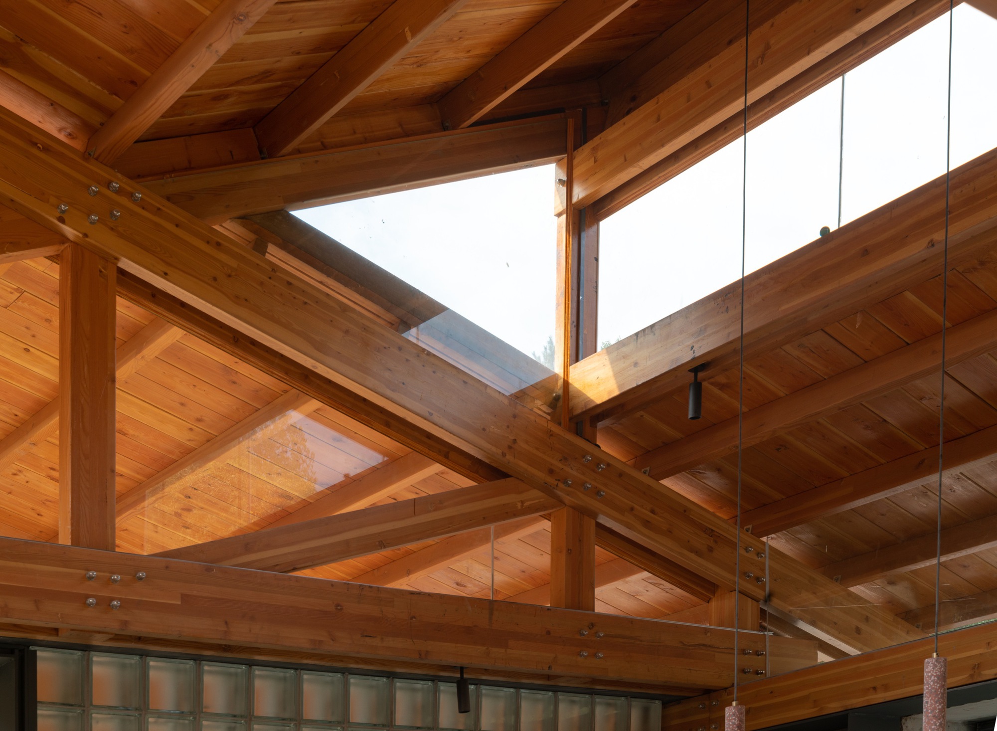 Gallery of Multifunctional Service Center of Liuba Mountain Scenic Area ...