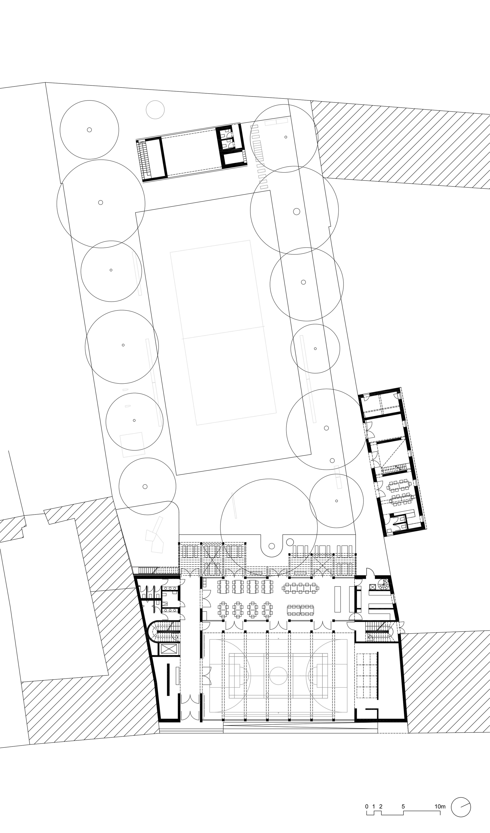 Gallery of SOKEC Community Cultural Center / caraa.cz - 30