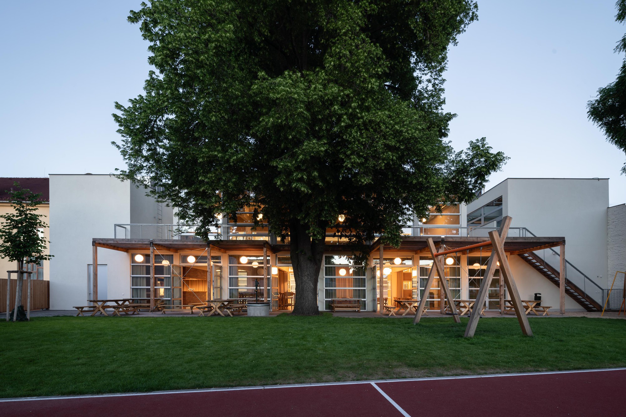 Gallery of SOKEC Community Cultural Center / caraa.cz - 8