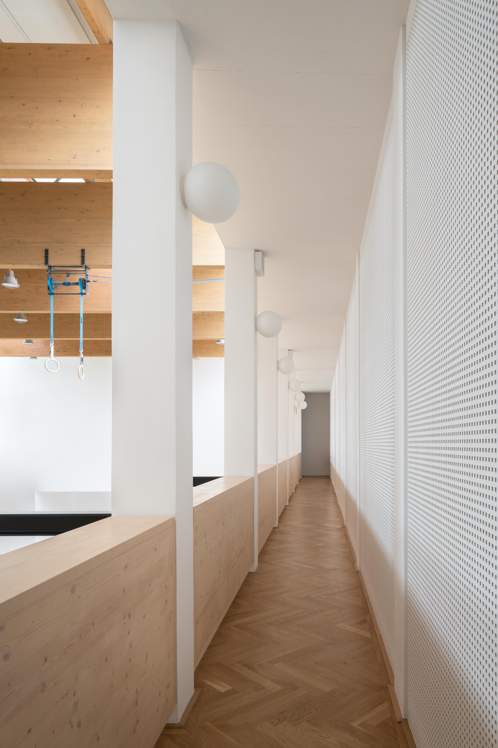 Gallery of SOKEC Community Cultural Center / caraa.cz - 24