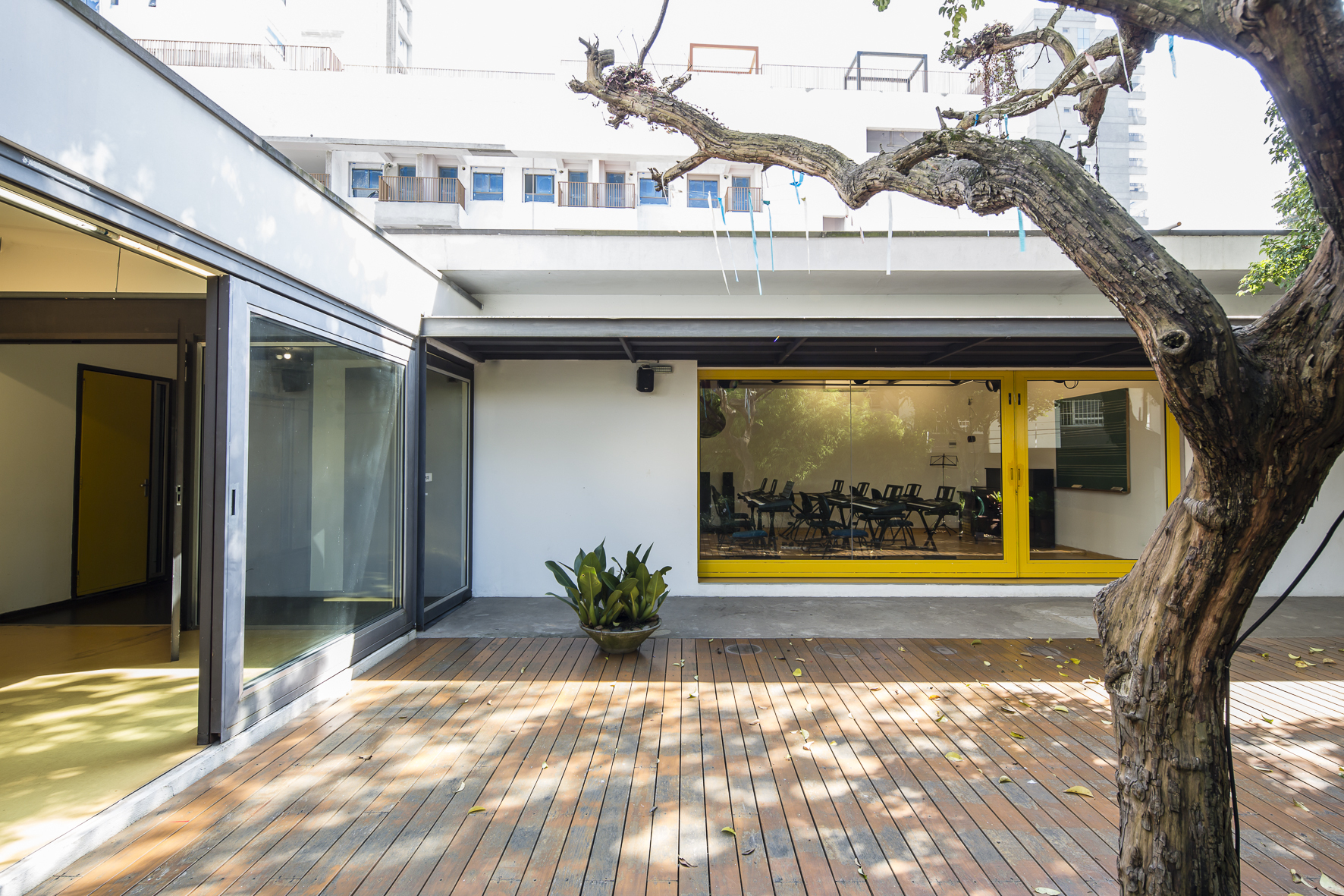 Gallery of Musical Space / RMAA - Reinach Mendoça Arquitetos Associados - 4