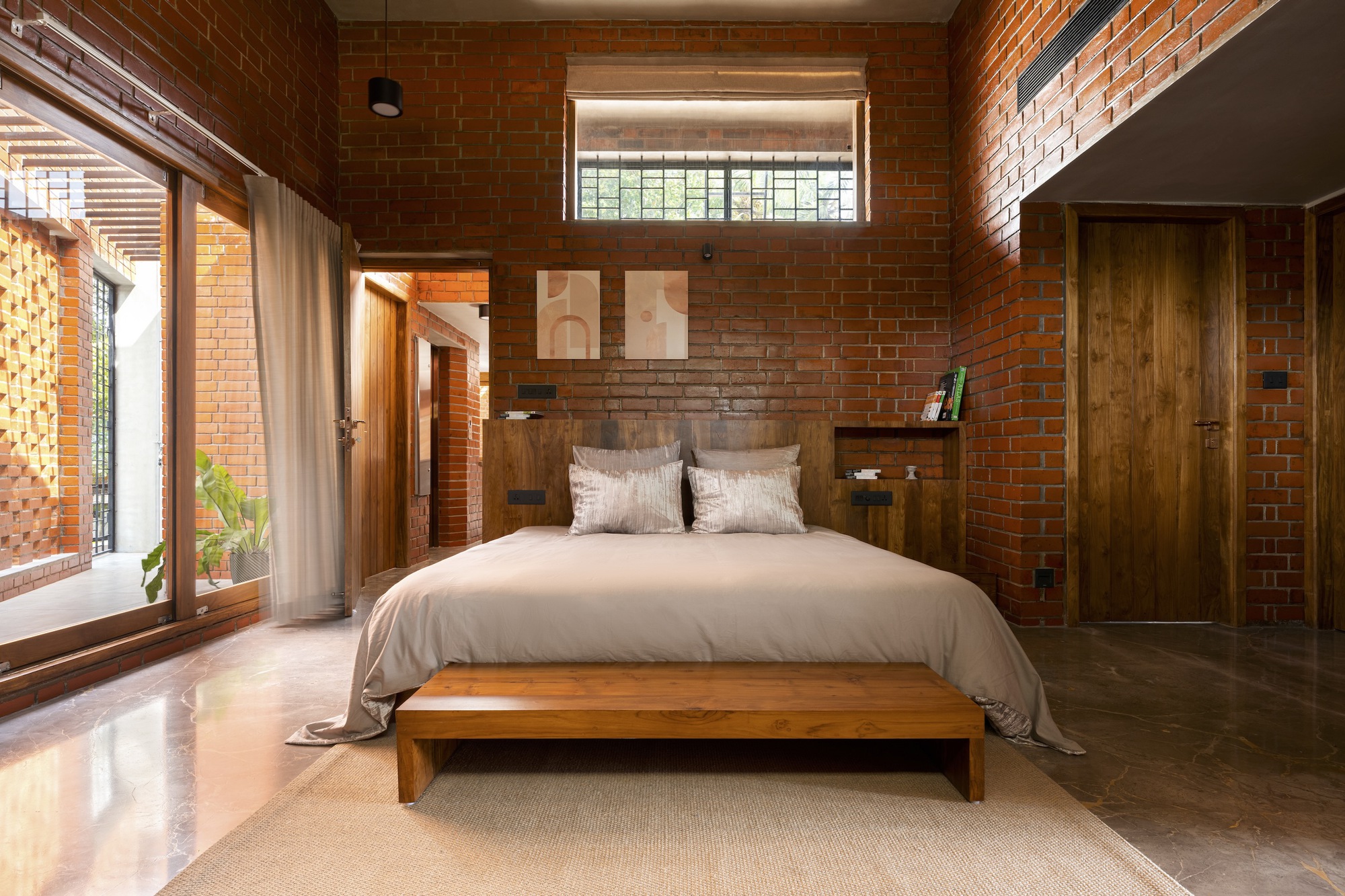 Gallery of The Kenz House / Srijit Srinivas Architects - 24