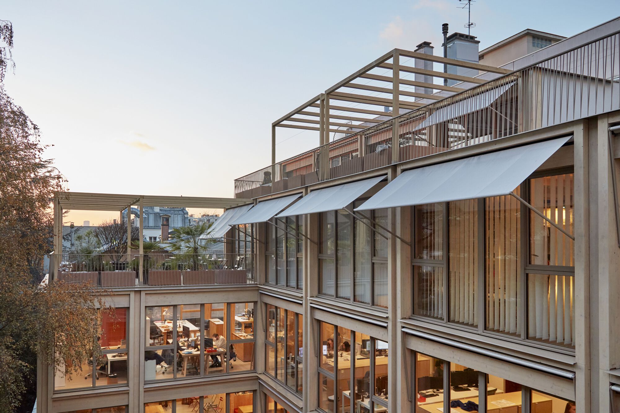 Gallery of Chez Nous Office / Atelier du Pont - 6