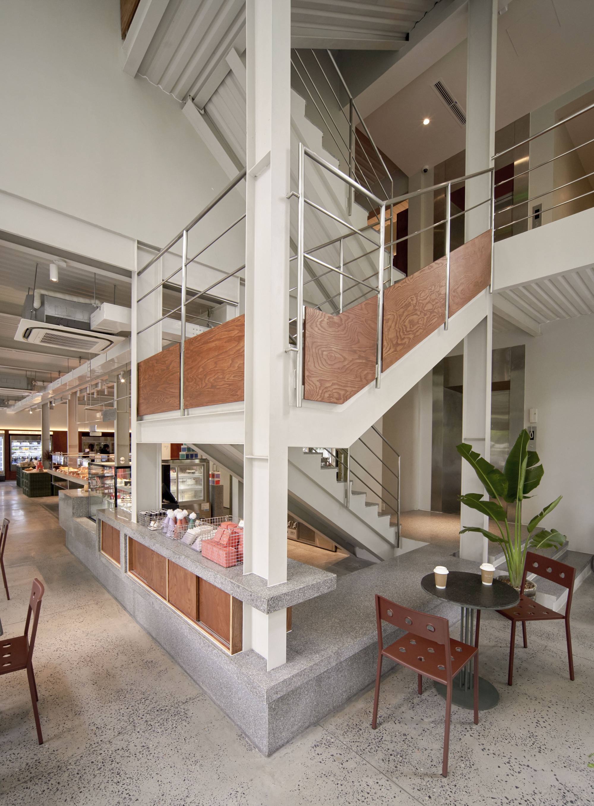 Gallery of Bakes Flagship Store and Bakery / The Lab Saigon - 10