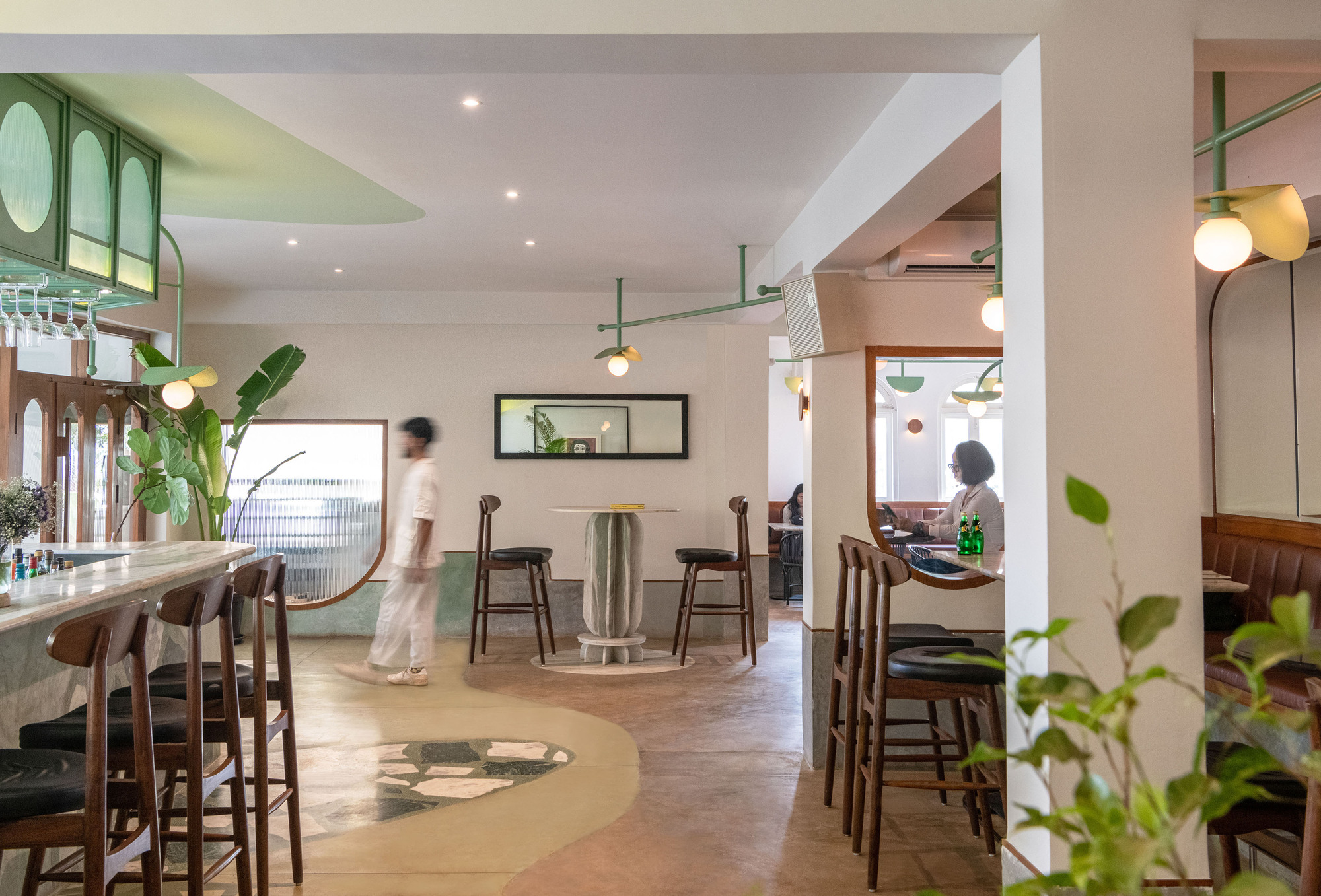 Gallery of Tertulia Bar and Restaurant / Otherworlds - 13