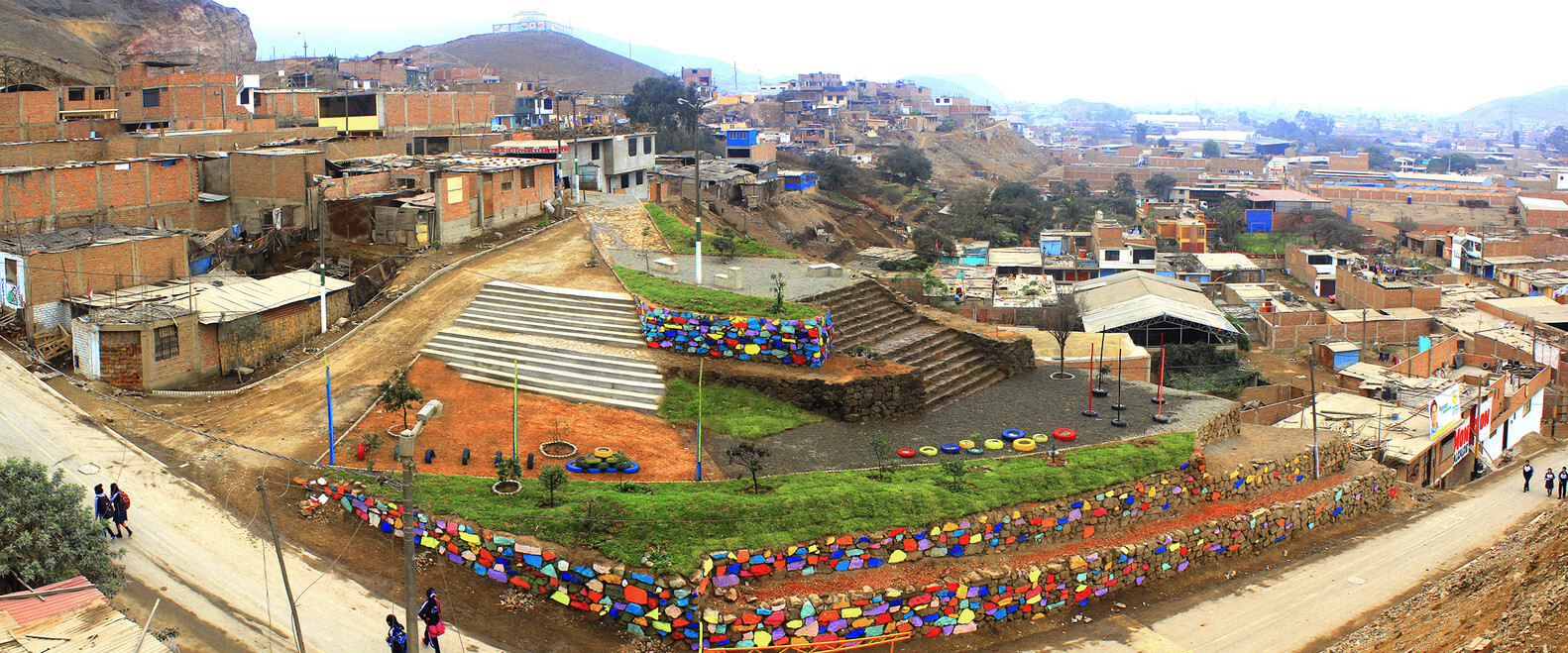 Gallery of Latin American Favelas: Improvement Projects and Community ...