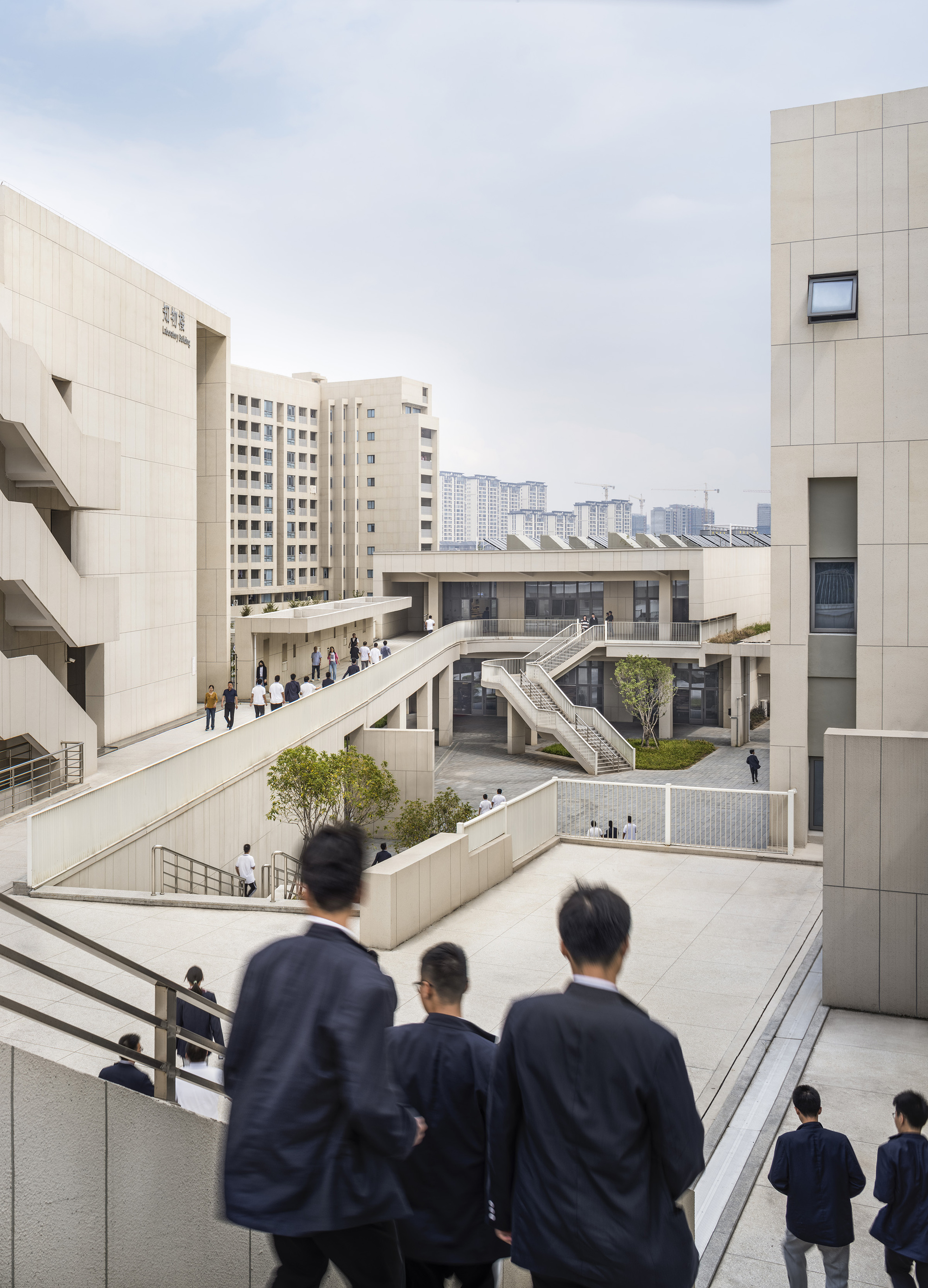 Gallery of Jiangsu Jingjiang Senior High School New Campus / Zhaohui ...