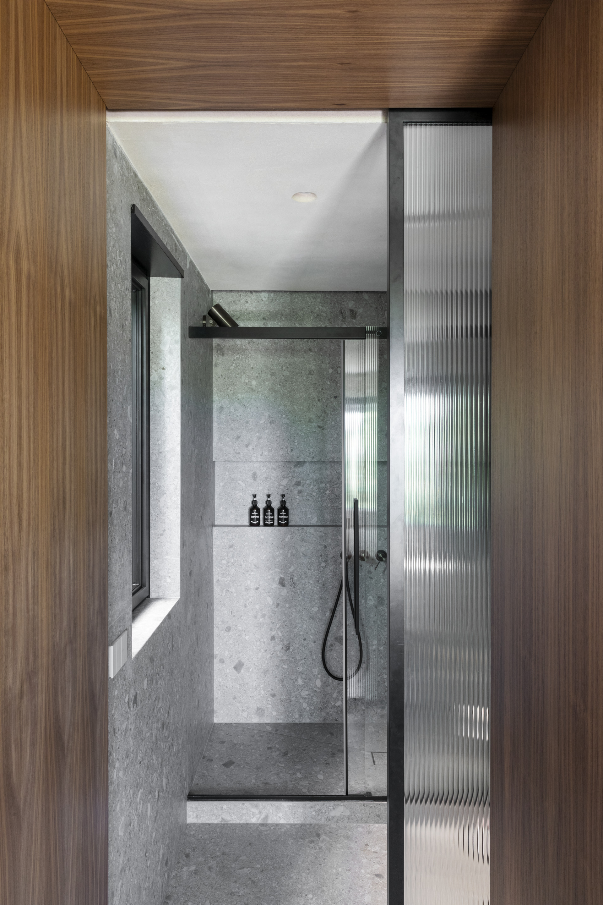 Gallery of Rude House / STUDIOTAMAT - 21