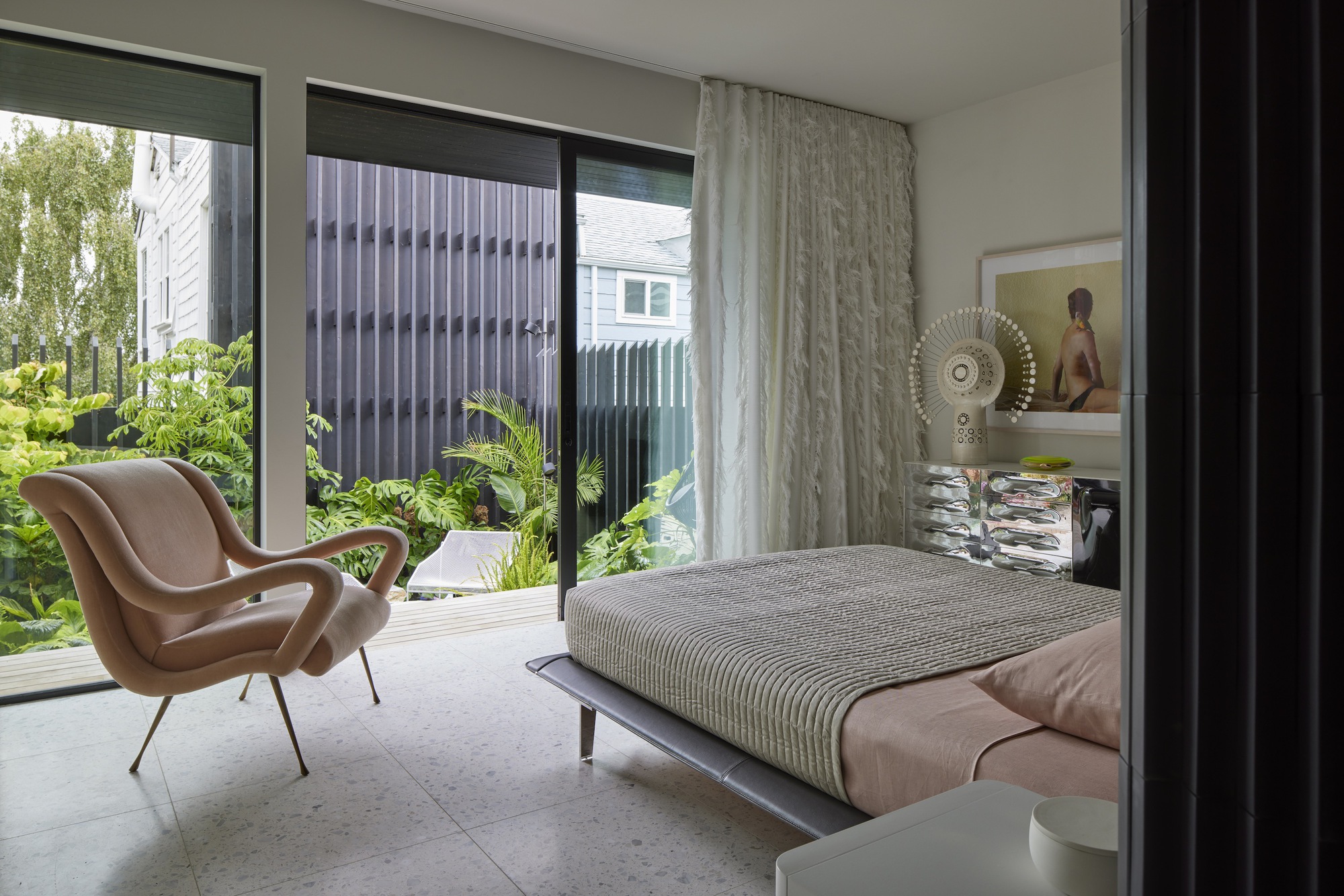 Gallery of Silver Lining House / Mork-Ulnes Architects - 15