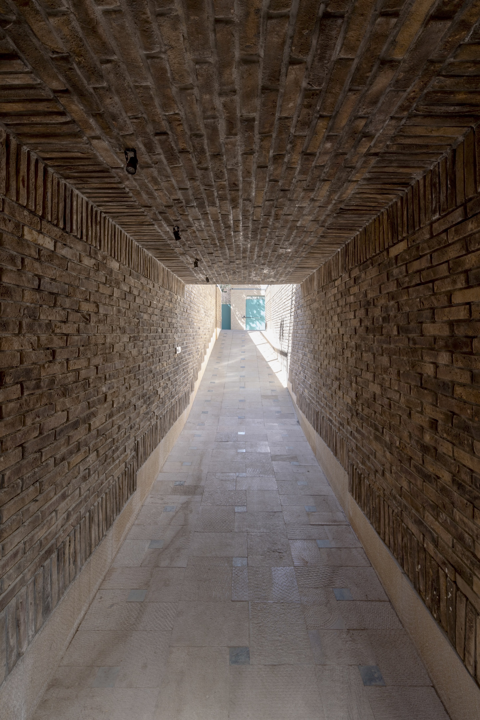 Gallery of 161 House / ZAAD Studio - 13