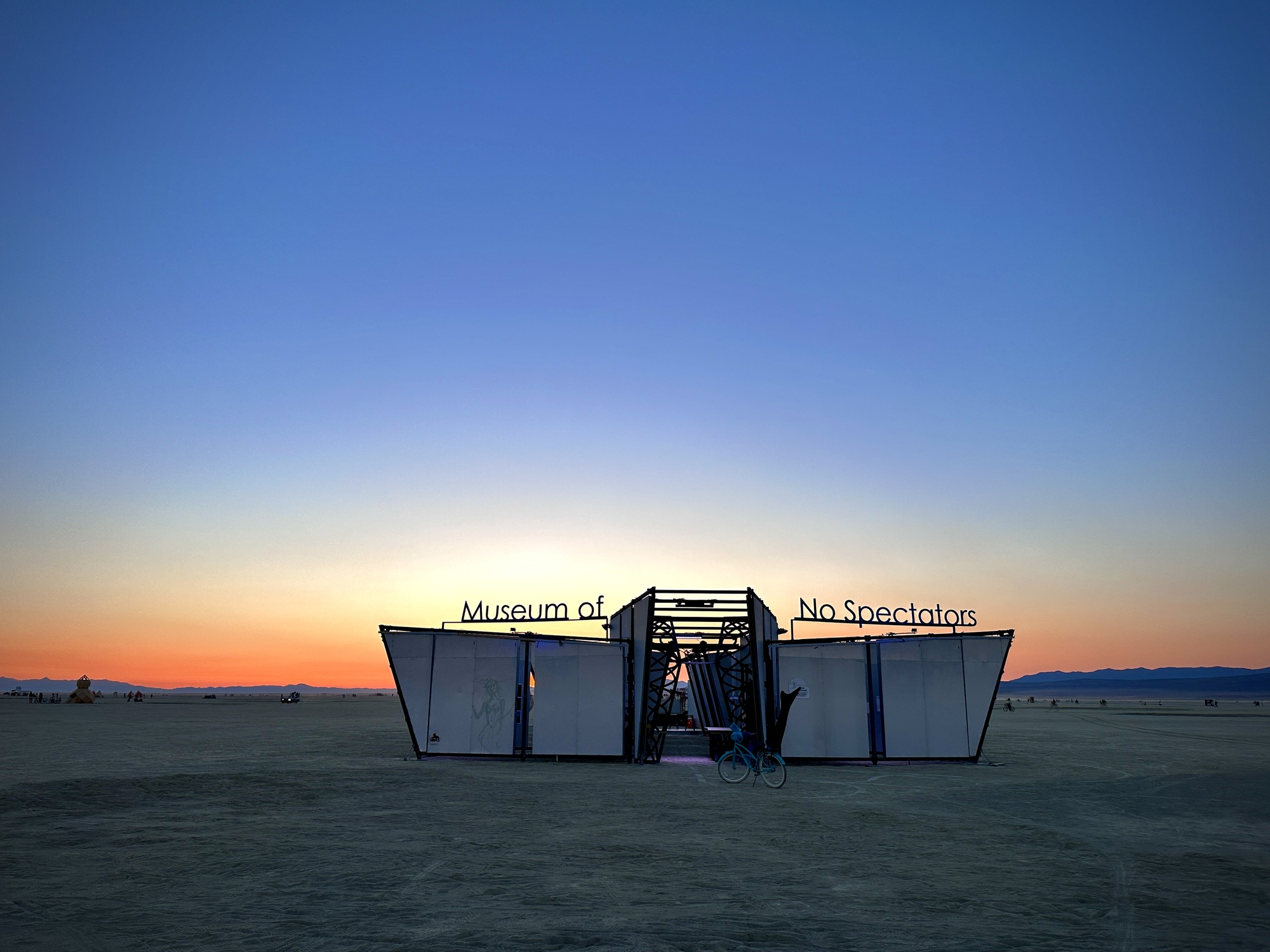 Gallery of Museum of No Spectators / John Marx + J Absinthia Vermut - 9