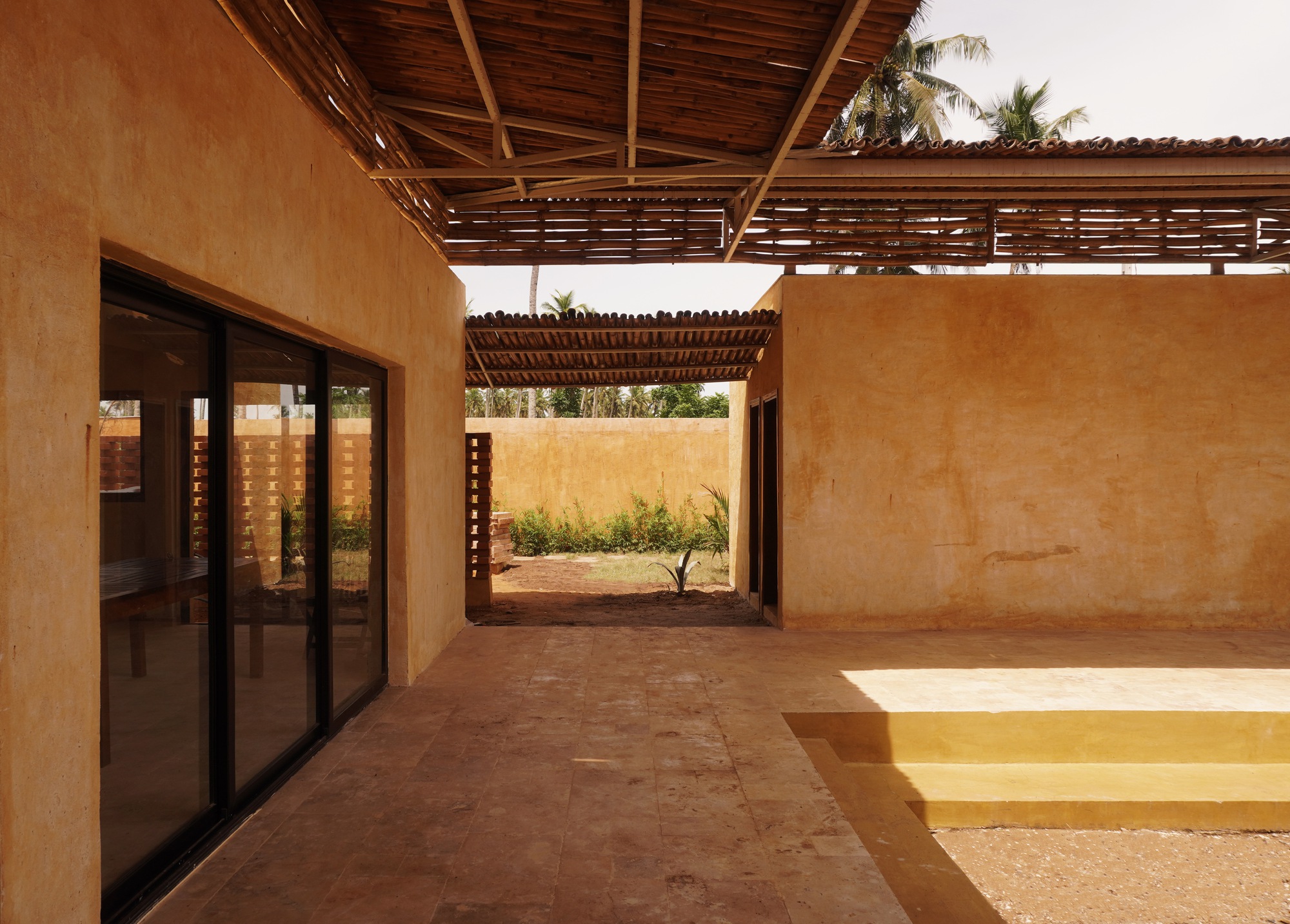 Galería de Casa Mondoukou / Aznar + Tailly - 11