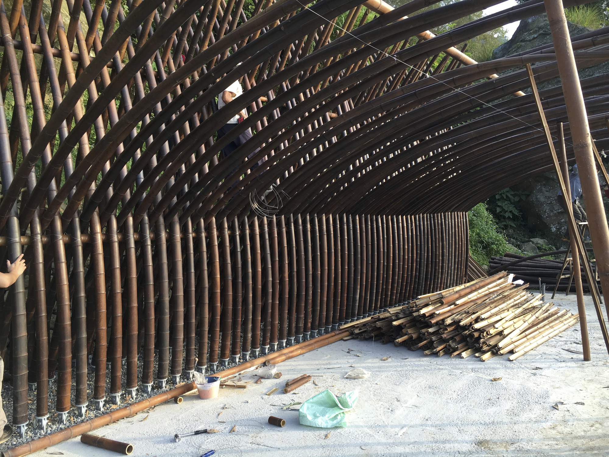 Gallery of Clear Water Tea House / Behet Bondzio Lin Architekten - 21