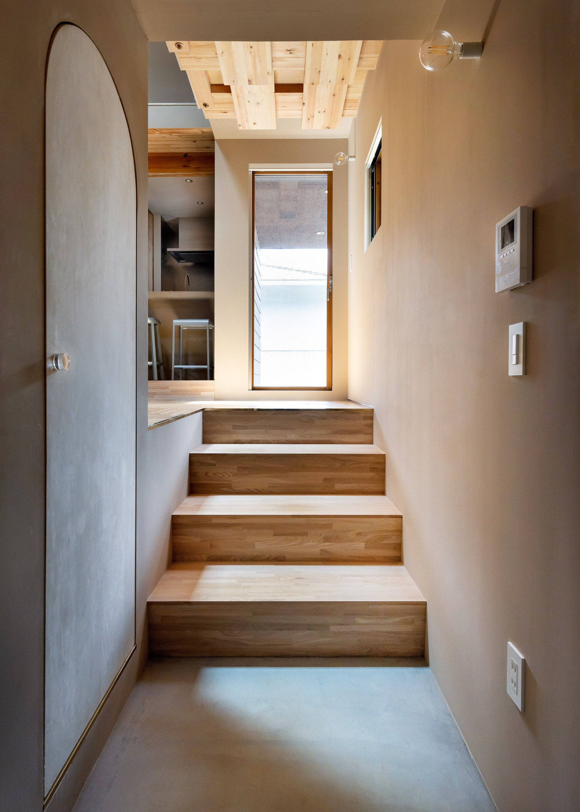 Gallery of A Cat Tree House / Tan Yamanouchi & AWGL - 17