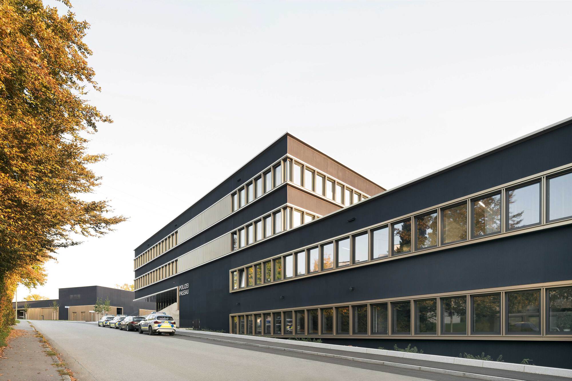 Gallery of Bavarian State Police in Passau / wulf architekten - 6