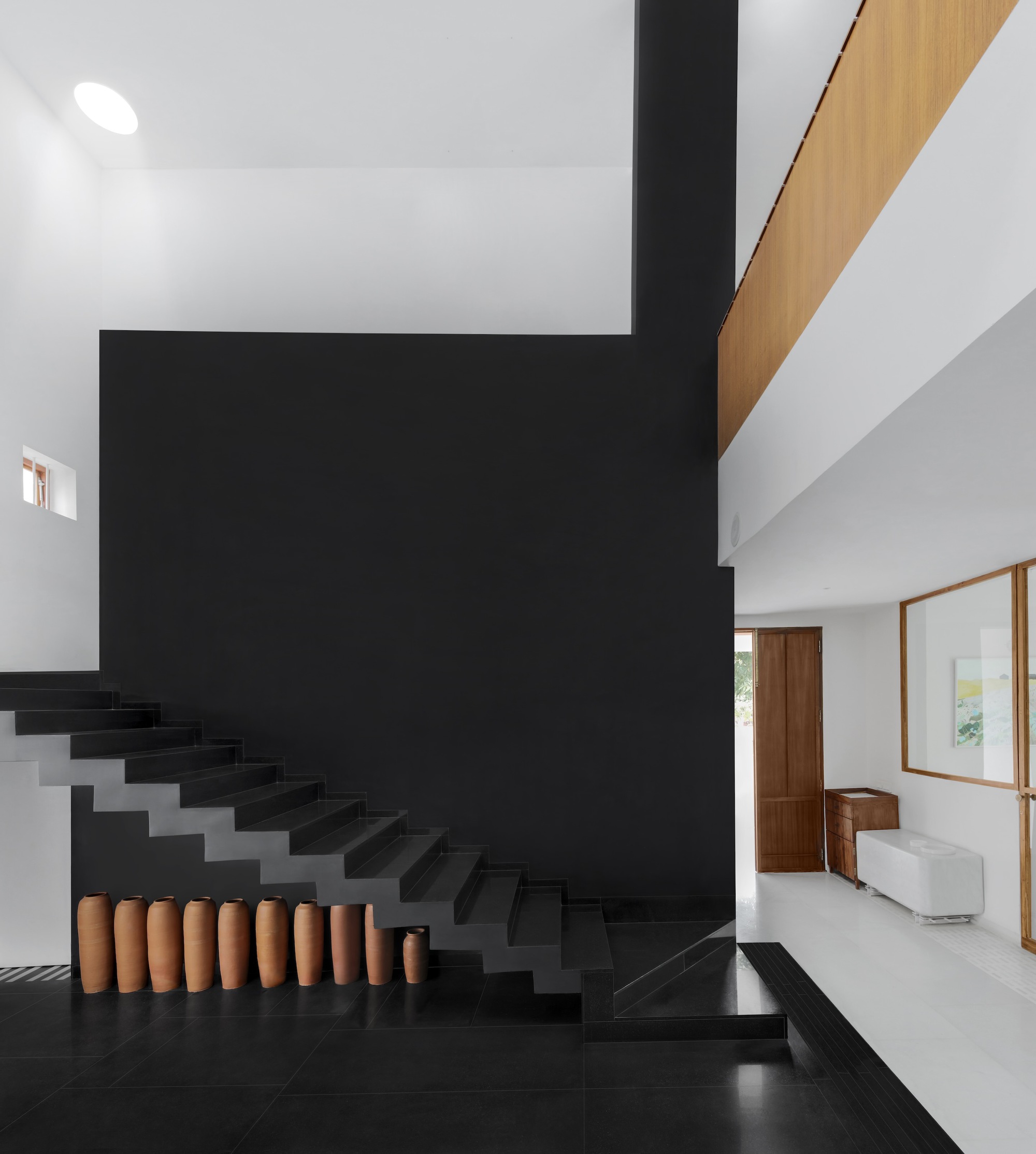 Gallery of The Courtyard House / Atelier Varun Goyal - 4