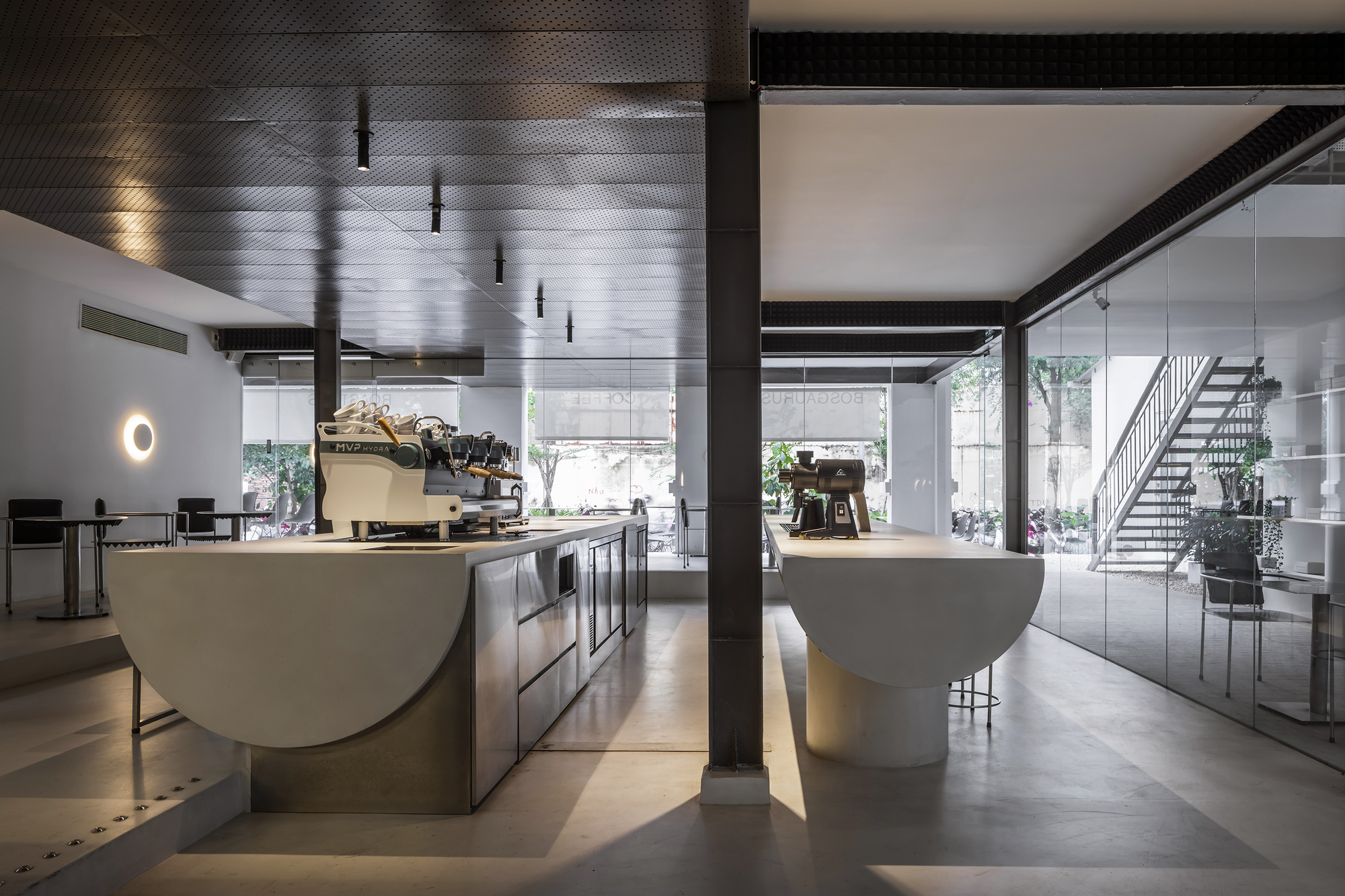 Gallery of Bosgaurus Coffee Roasters / NU architecture & design - 17