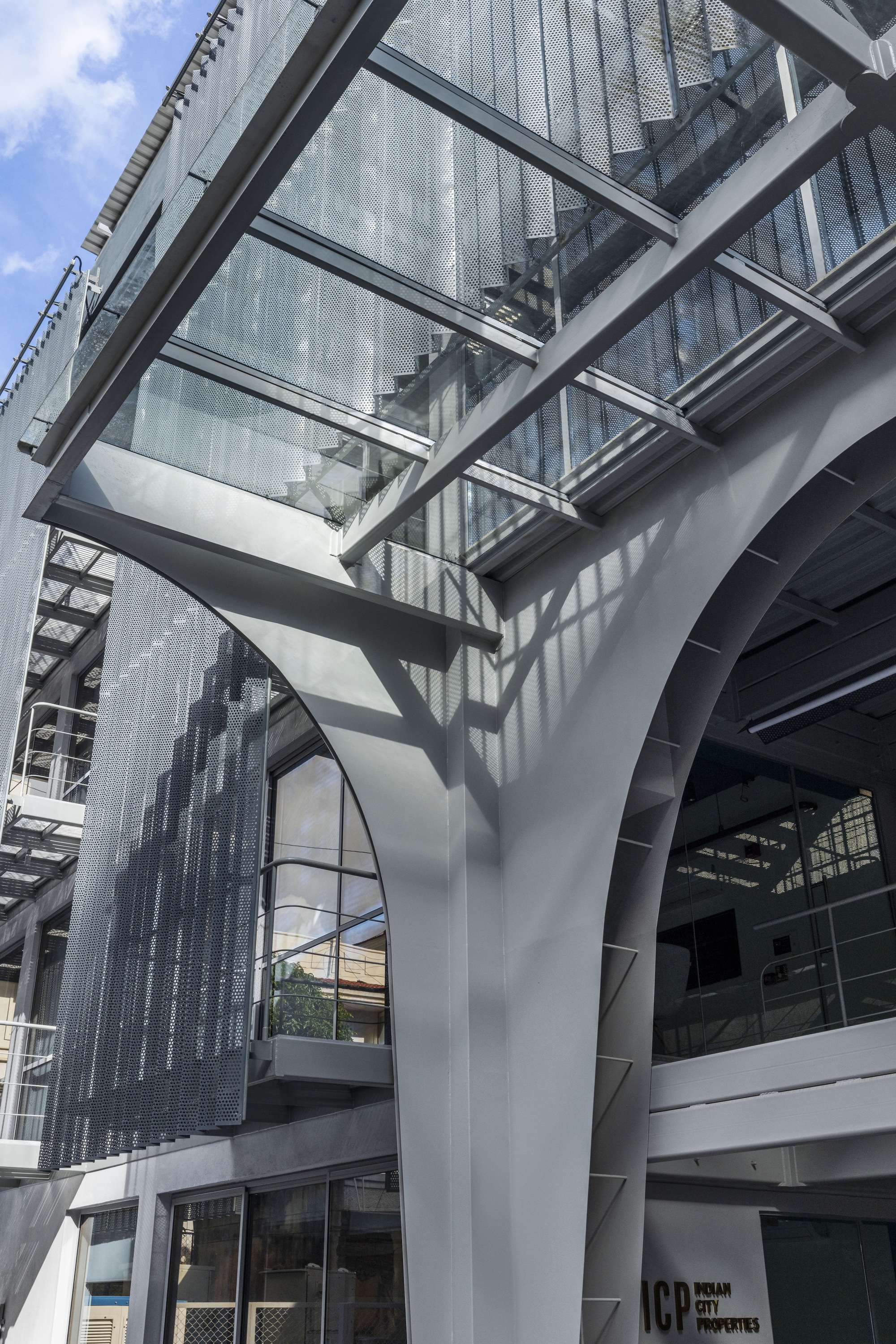 Gallery of ICP Brunton Central / Mathew and Ghosh Architects - 9