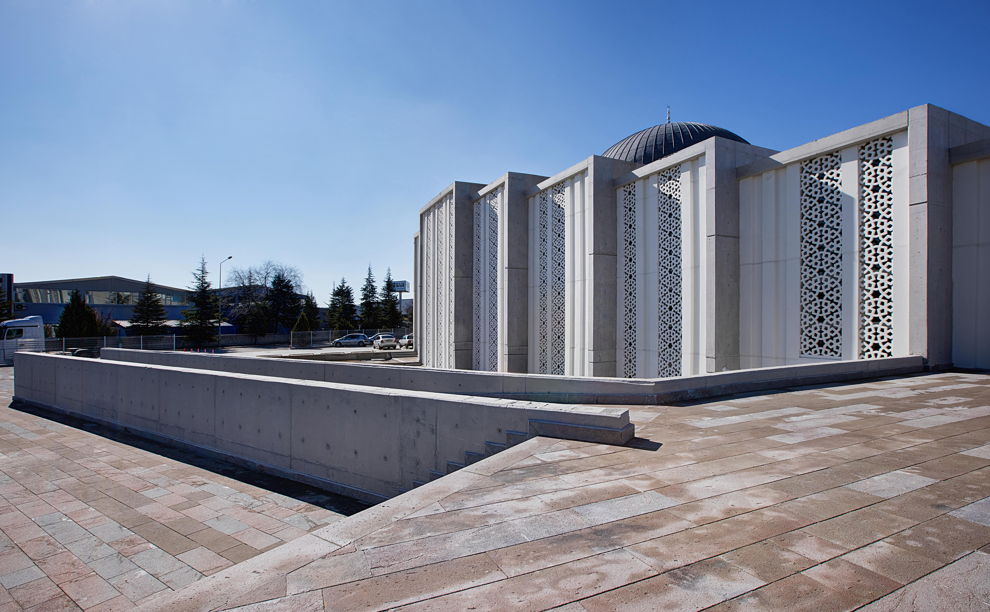 Gallery of KOS Mosque / r.a.f.studio - 9