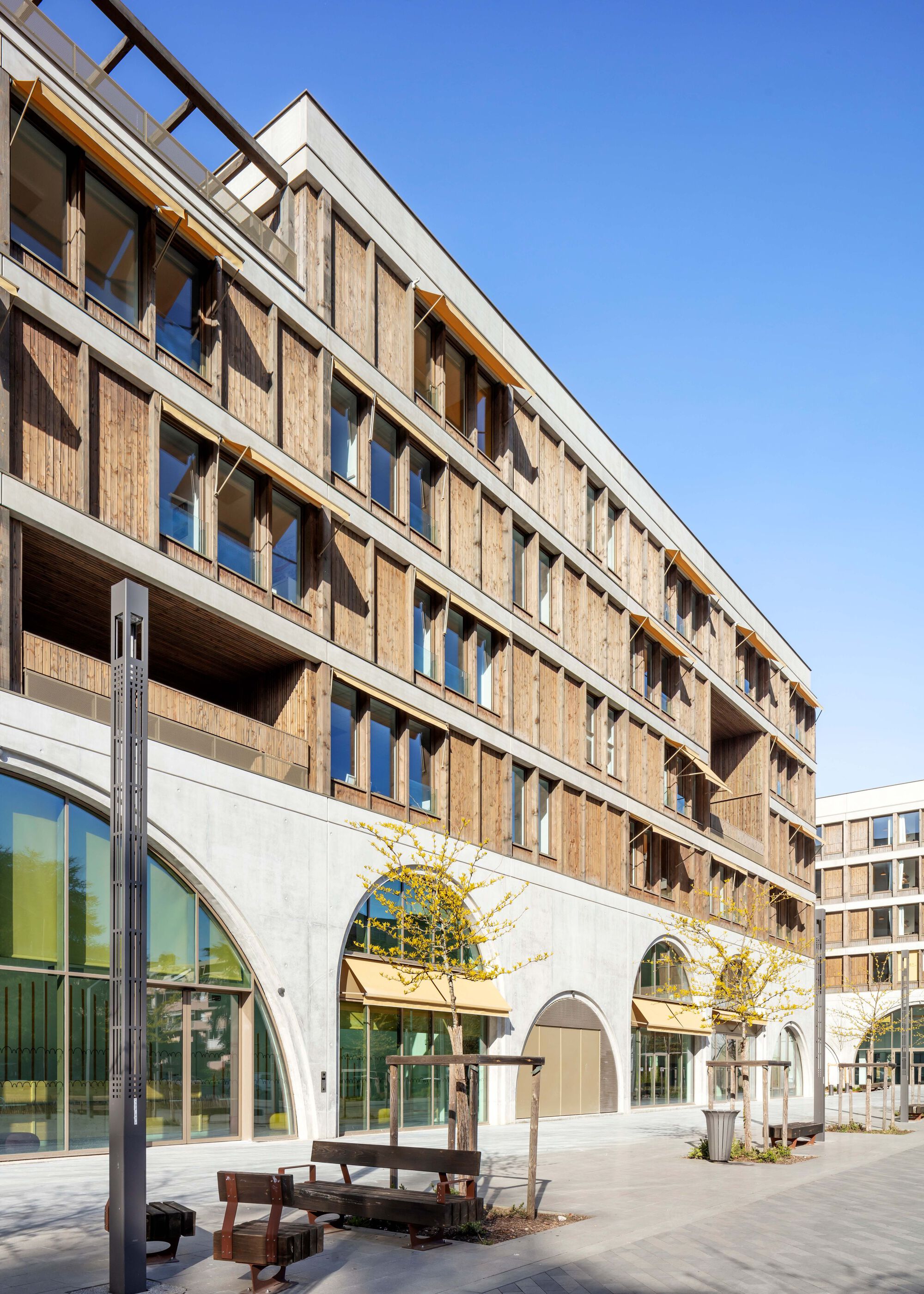 Gallery of Laherrère Center / CoBe Architecture & Paysage + WEEK - 25