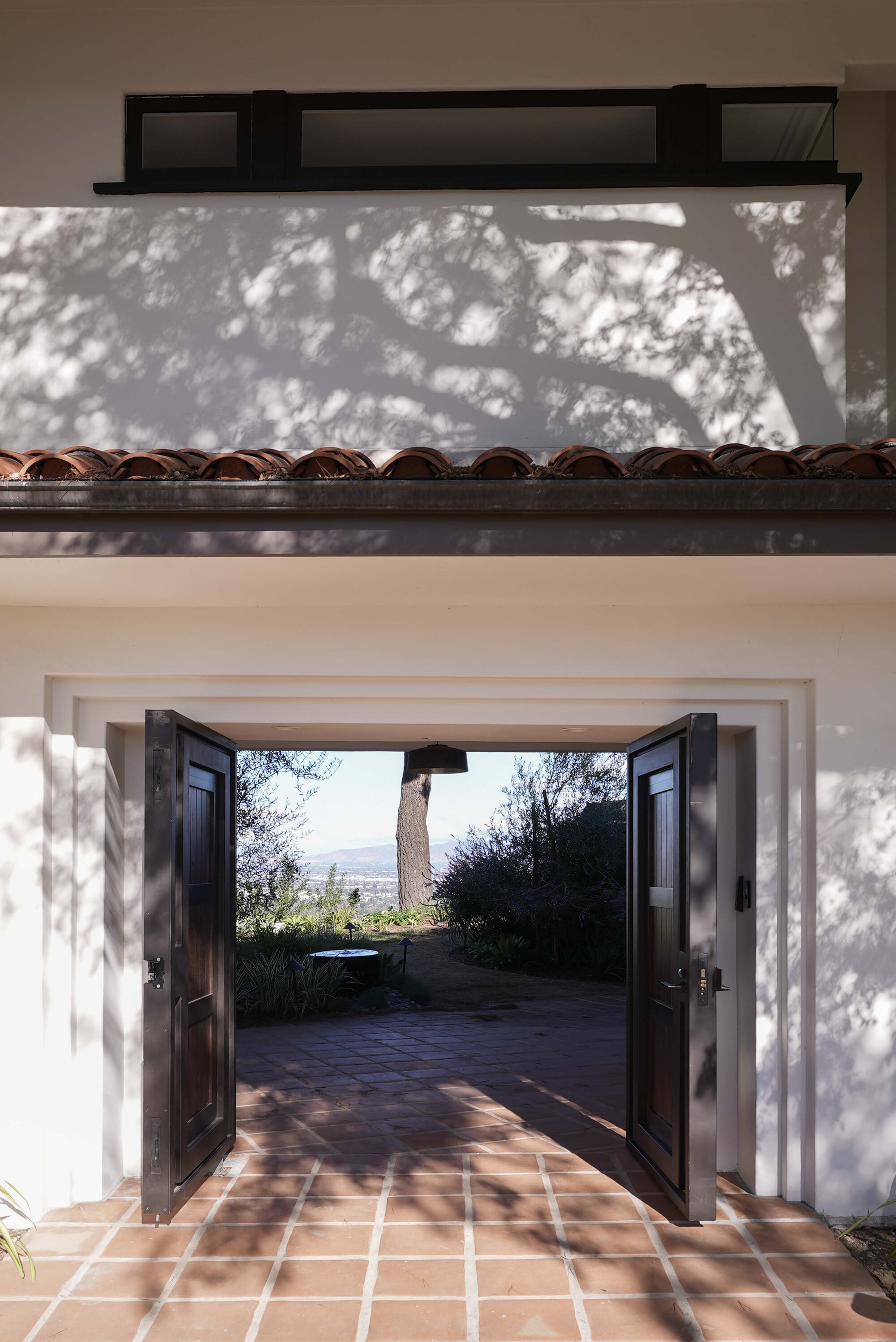 Gallery of Opening Up / Taking in the View: Heavy-Weight Doors for an ...