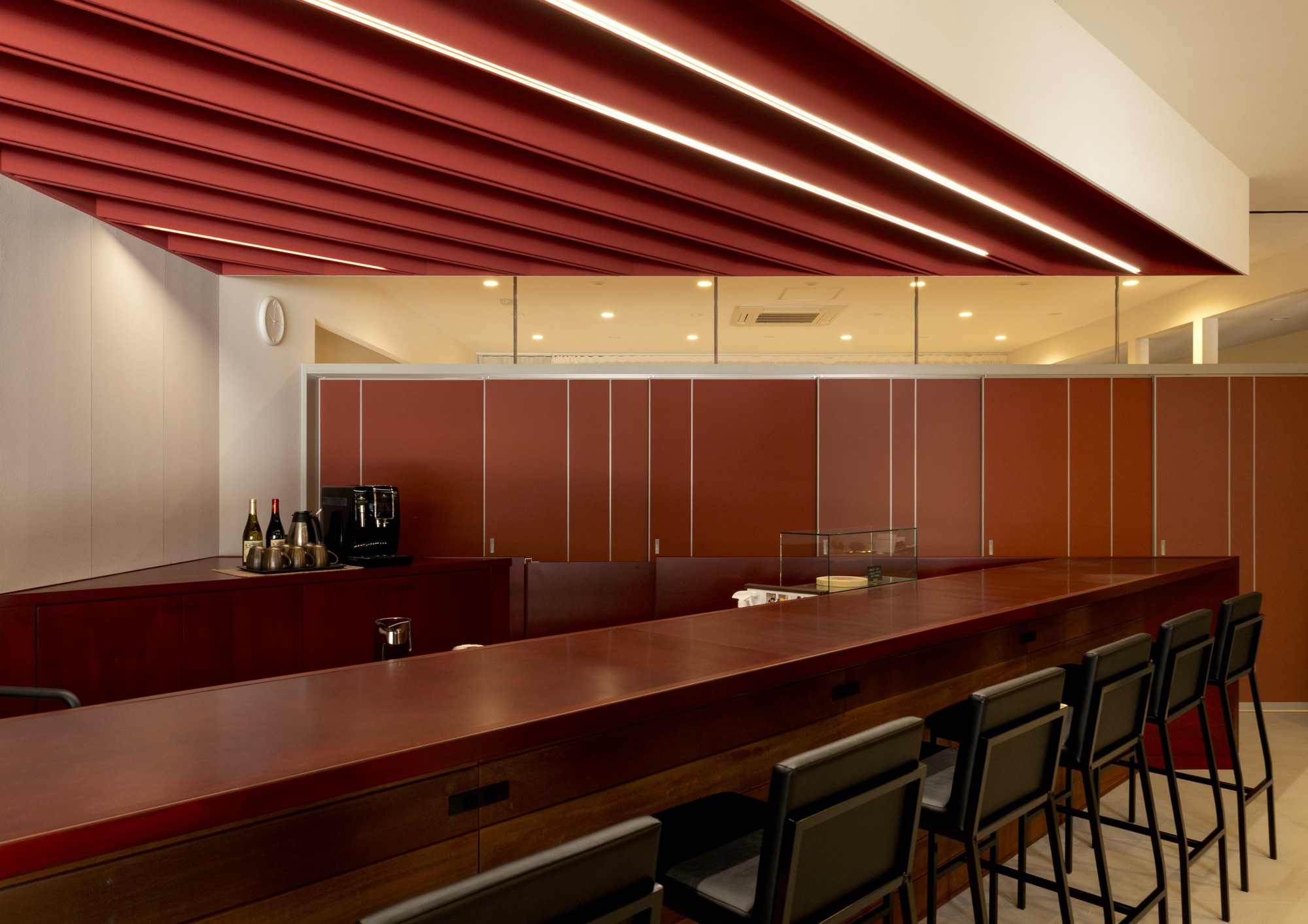 Gallery of Renovation of 1970 Nissen Building / HAJIME YOSHIDA ...