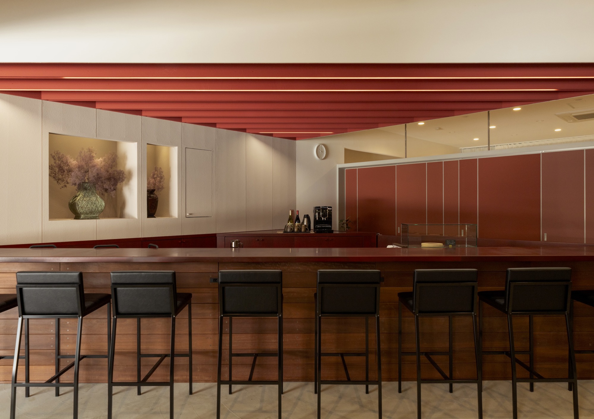 Gallery of Renovation of 1970 Nissen Building / HAJIME YOSHIDA ...