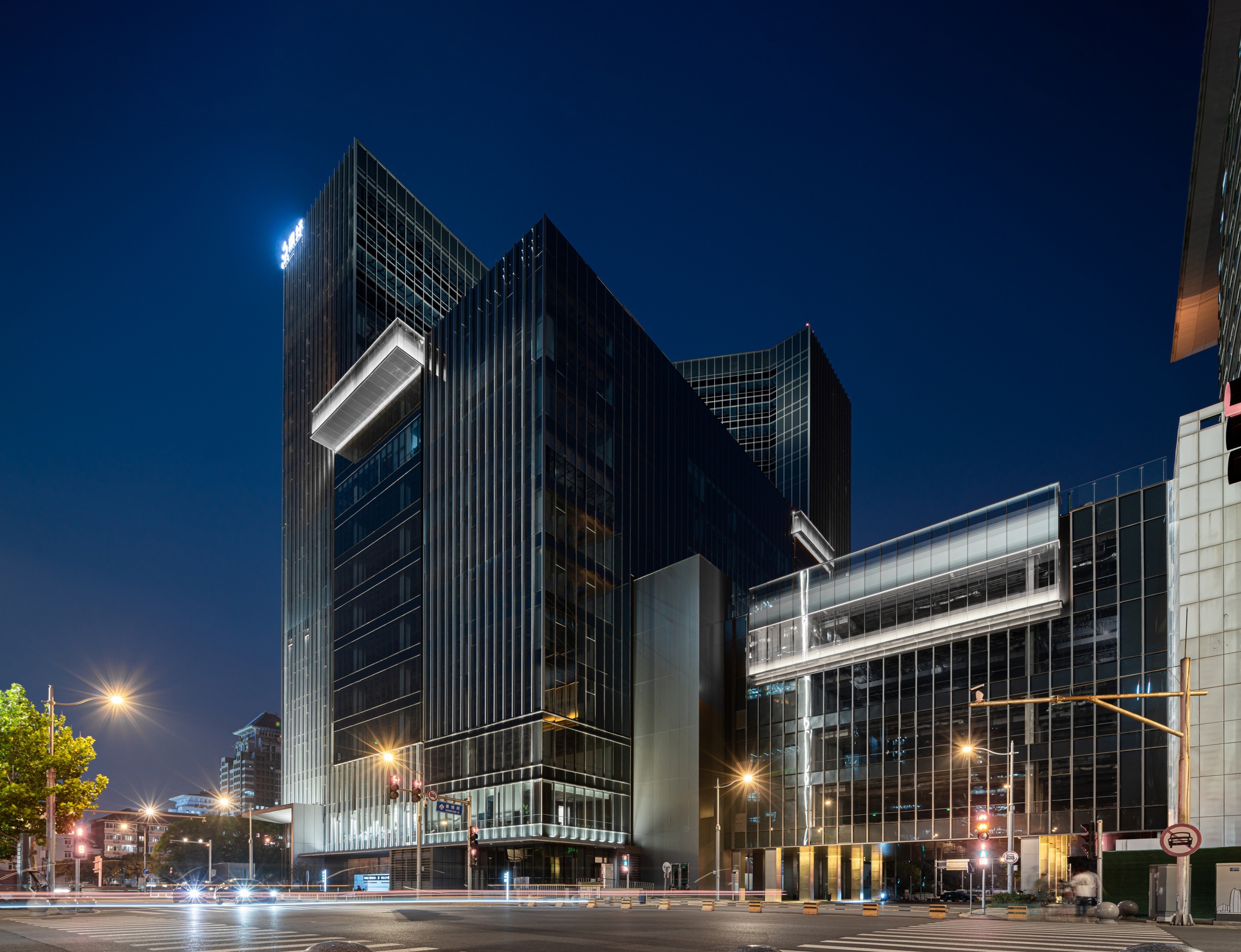 Gallery of Upgrading and Renovation of Dinghao Electronics Building ...