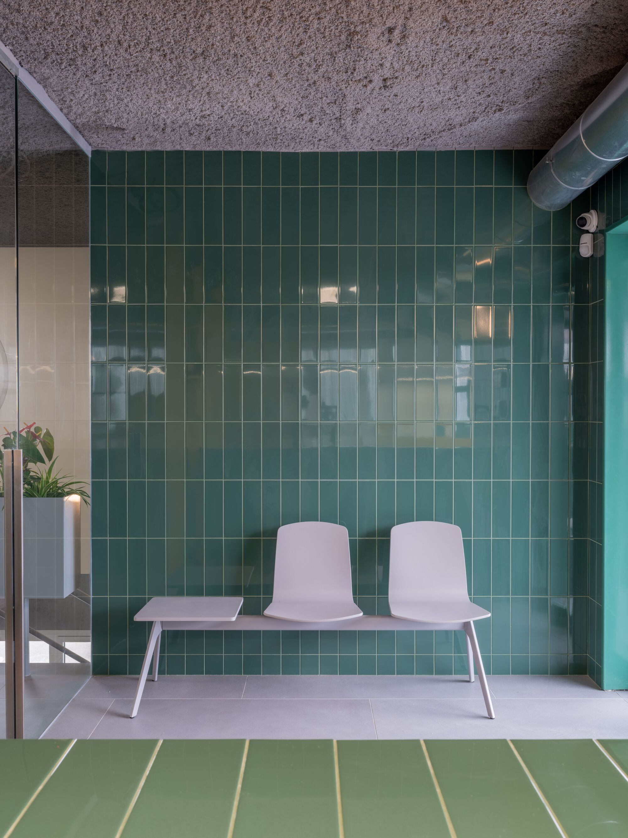 Galería de Medifer Office / Impepinable Studio - 44