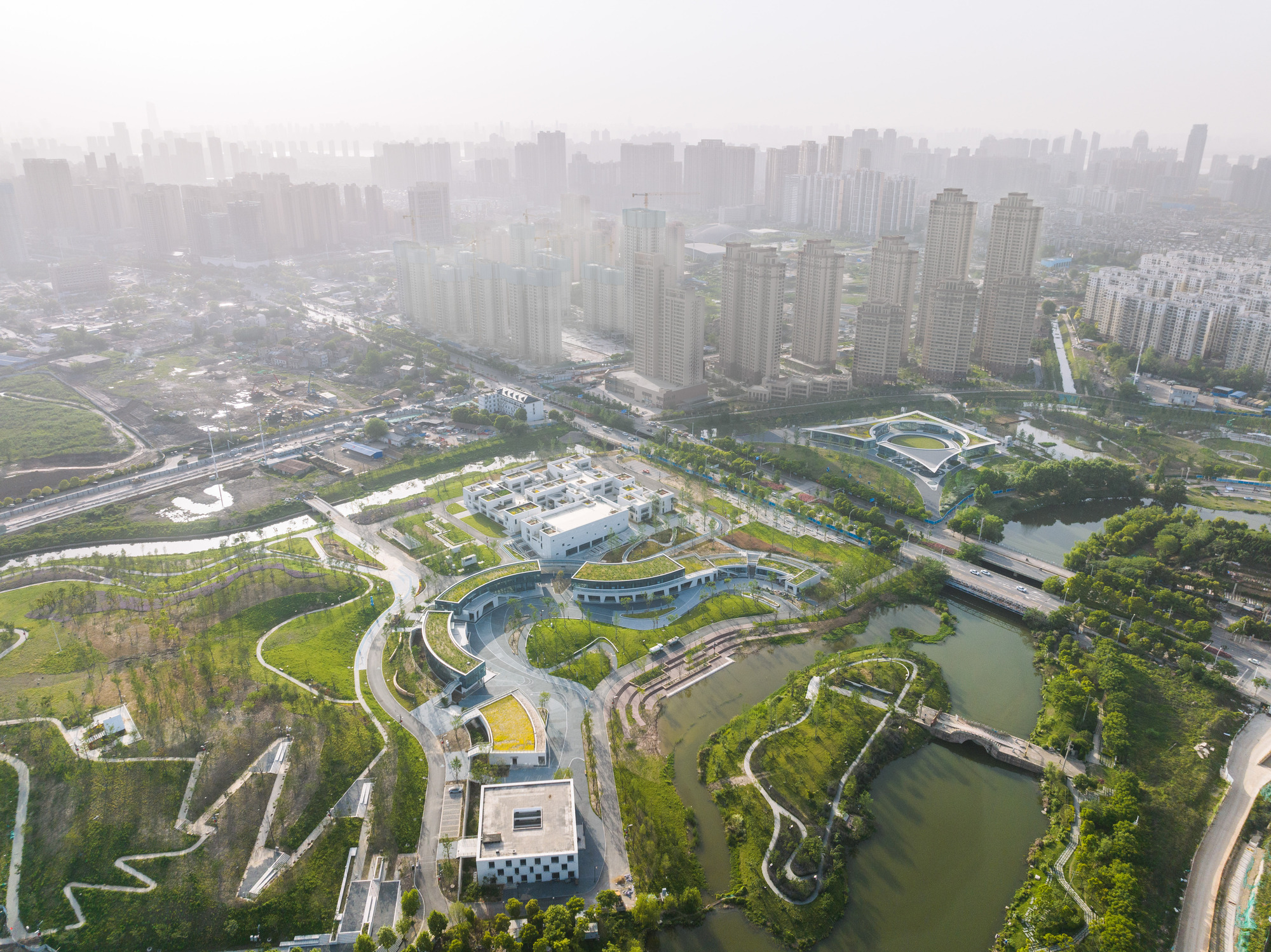 Gallery of Wuhan Sponge Park Research + Visitor Center / UAO Design - 7