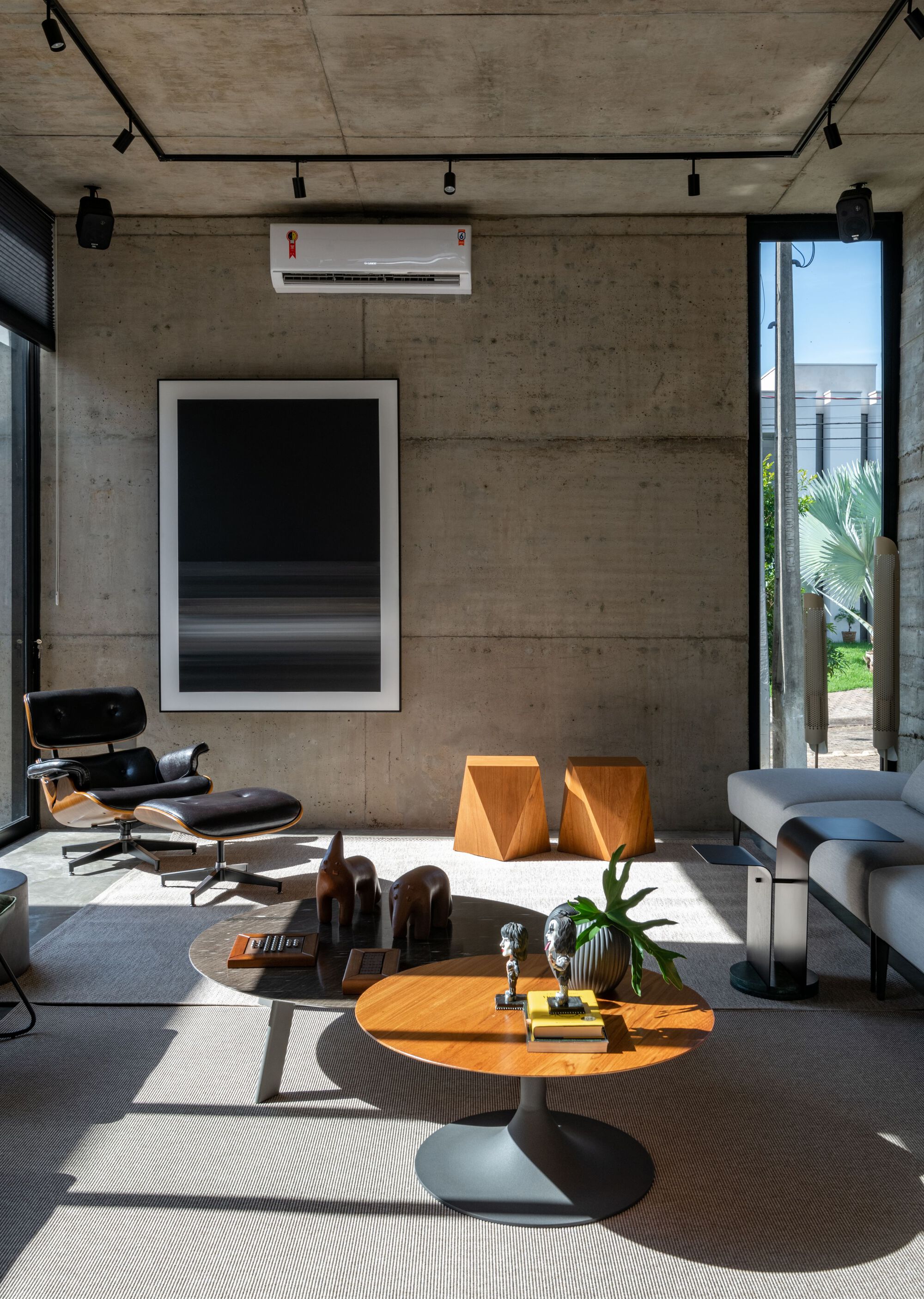 Gallery of Patio House / Caio Persighini Arquitetura - 23