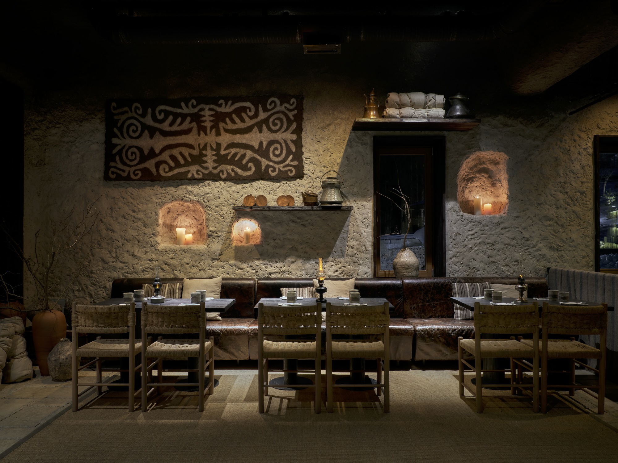 Gallery of Auyl Restaurant / NAAW + DUNIE - 14