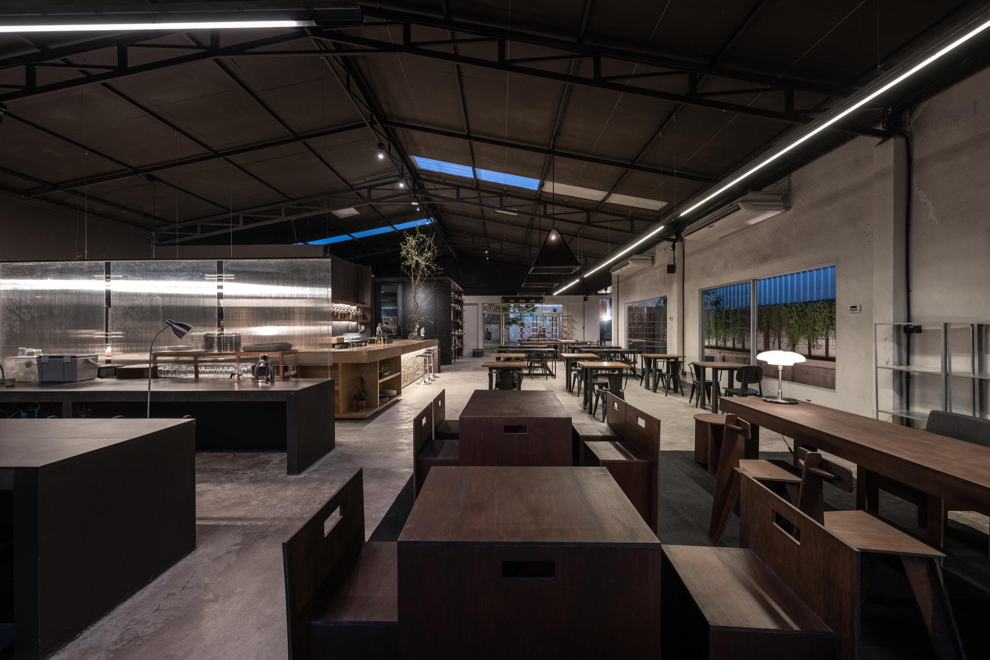 Gallery of Open Design Language in Open-Kitchen Restaurants - 2