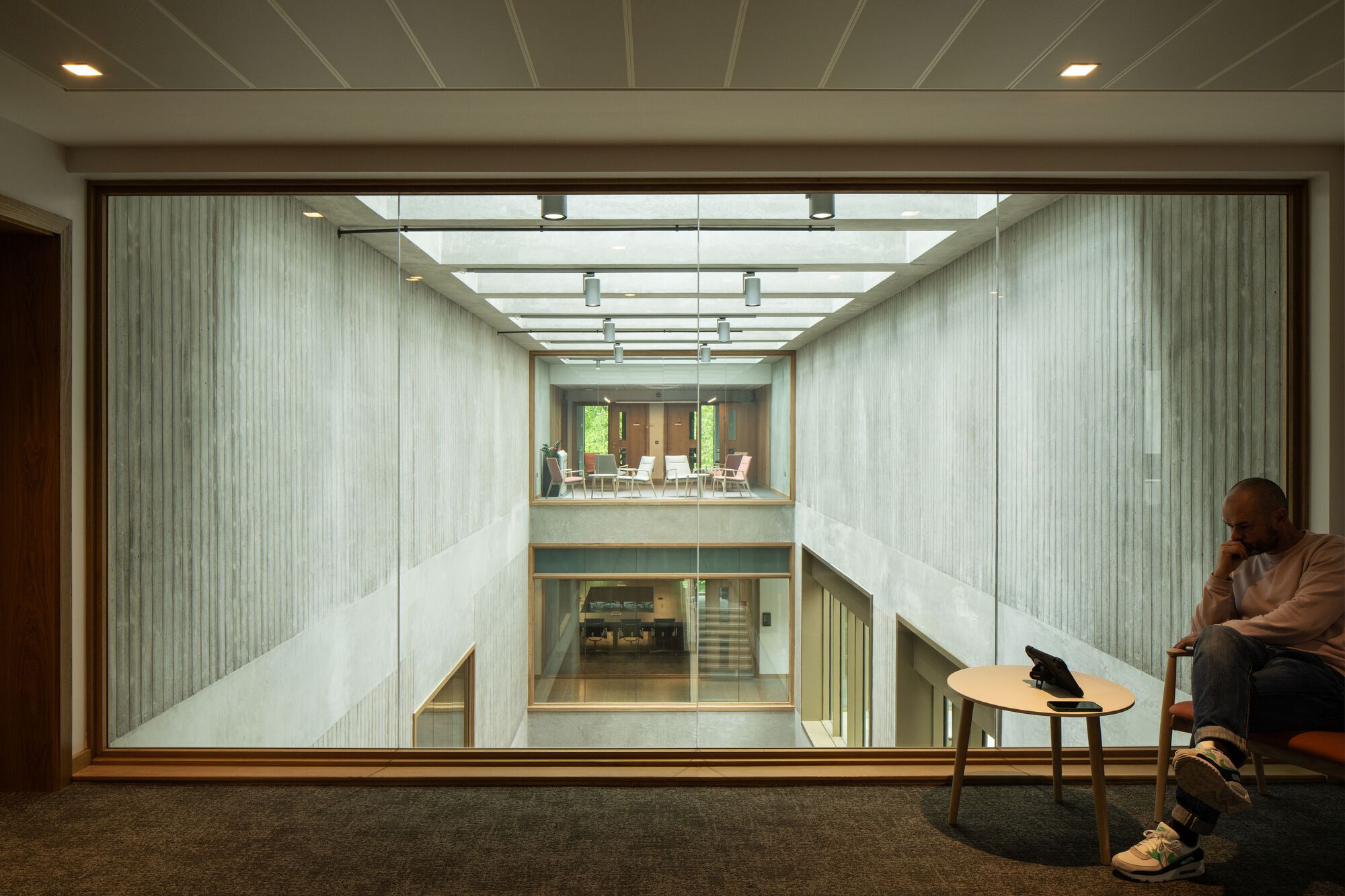 Gallery of Queen’s Business School / TODD Architects - 12