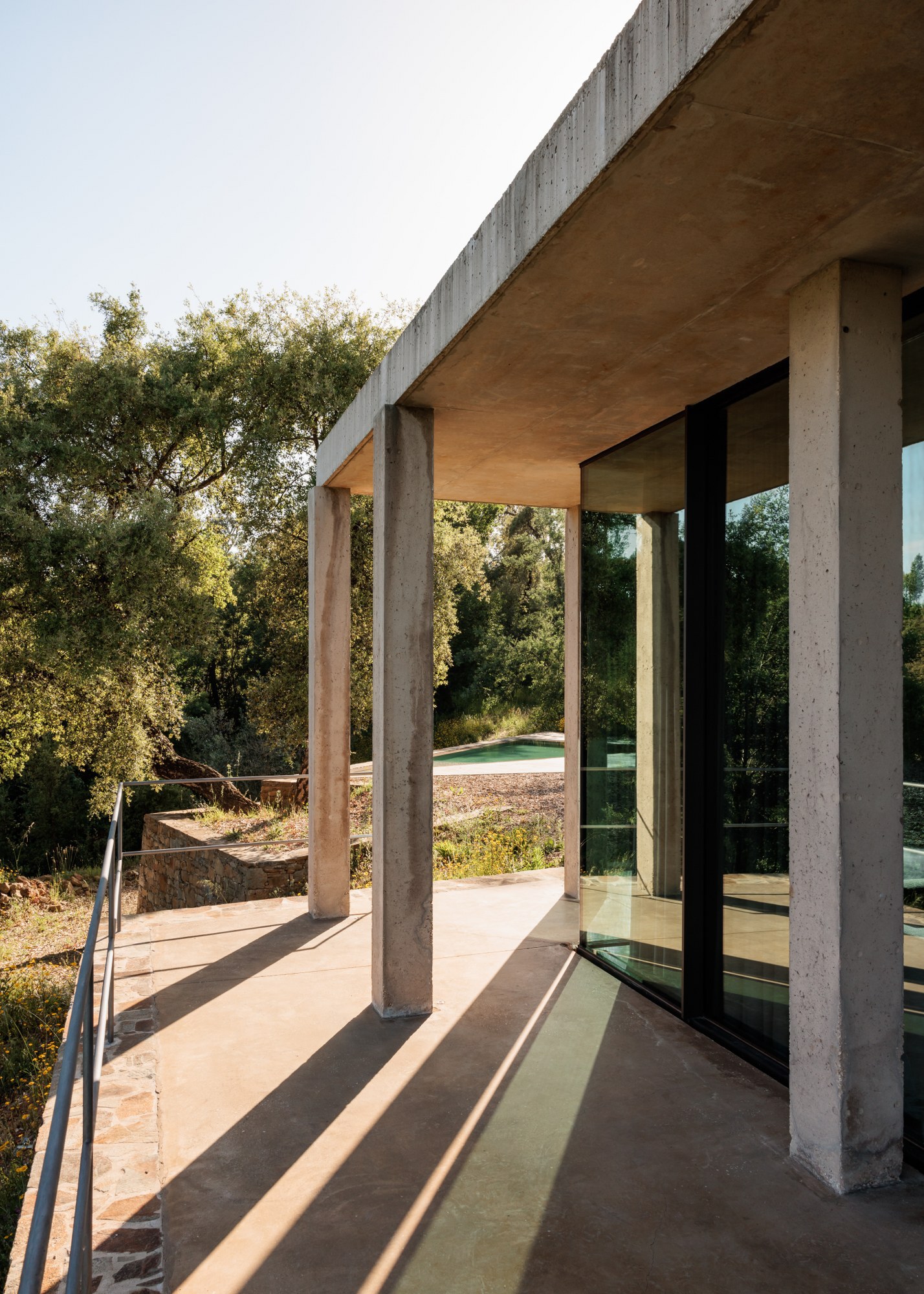 Gallery of Hypostyle House / Miguel Marcelino - 9