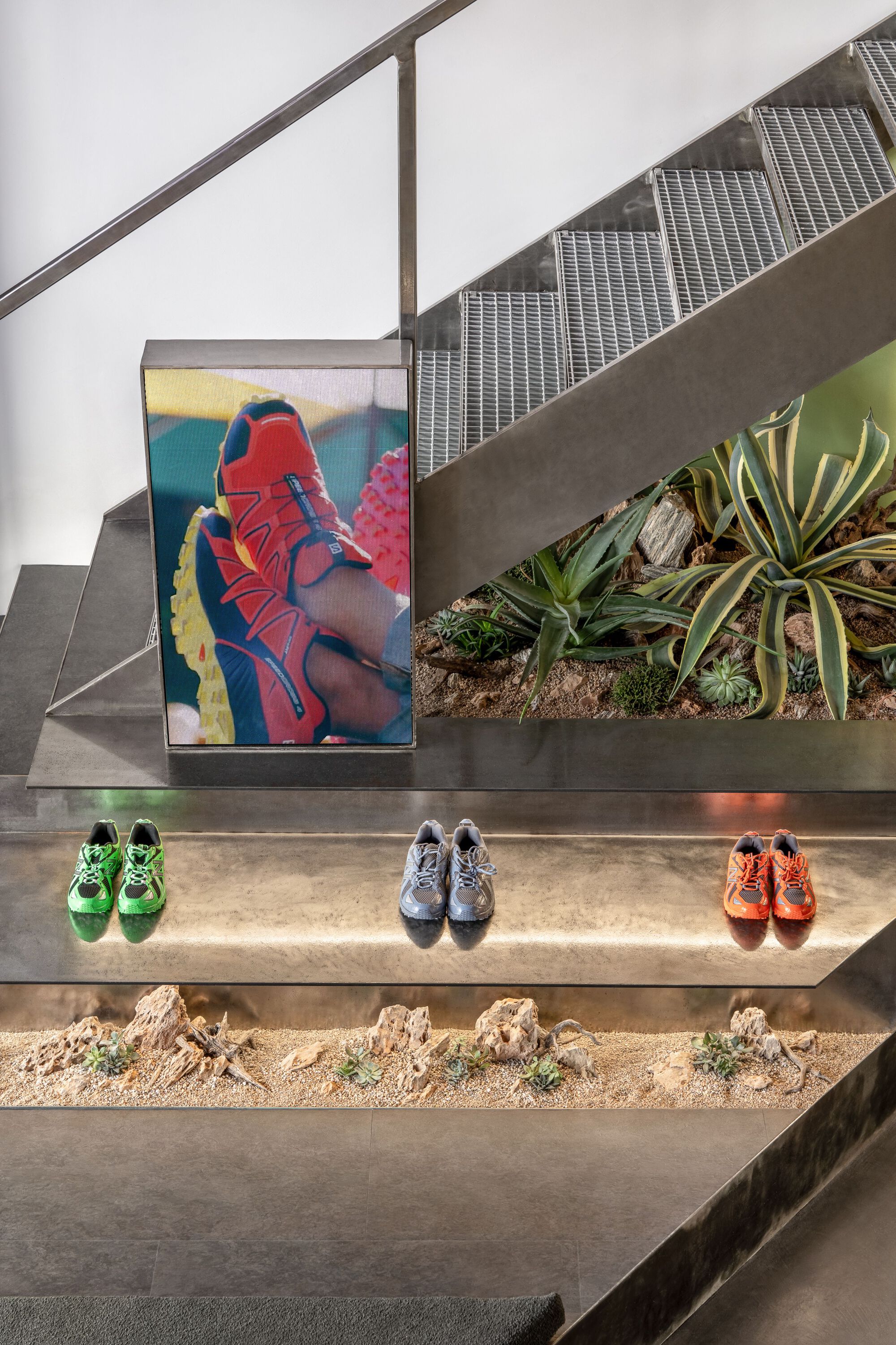 Gallery of Pulse Sportswear Store / Sobchenko Architects - 21