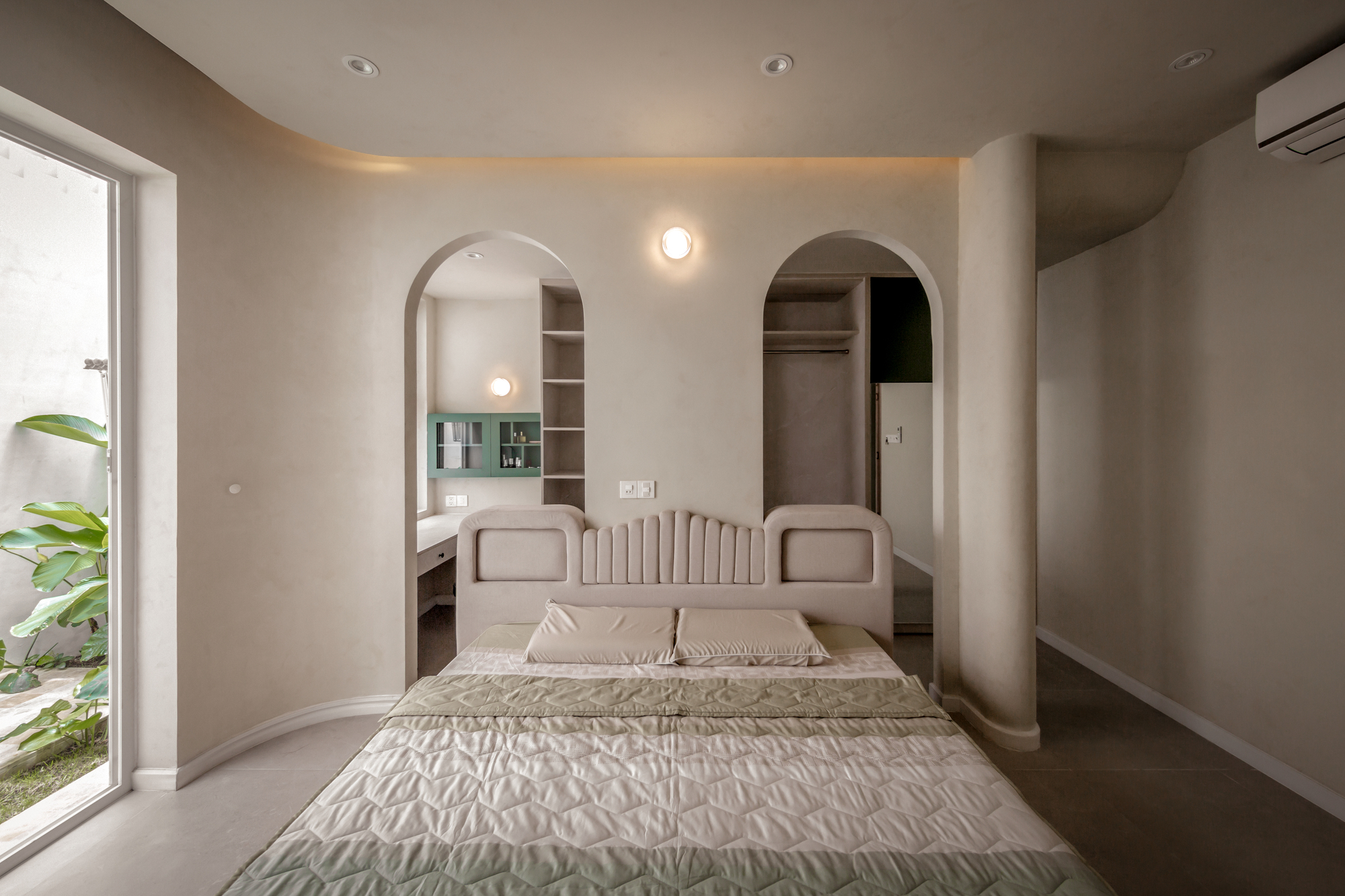 Gallery of Nhà Voi 7 Gardens House / DA VÀNG studio - 19