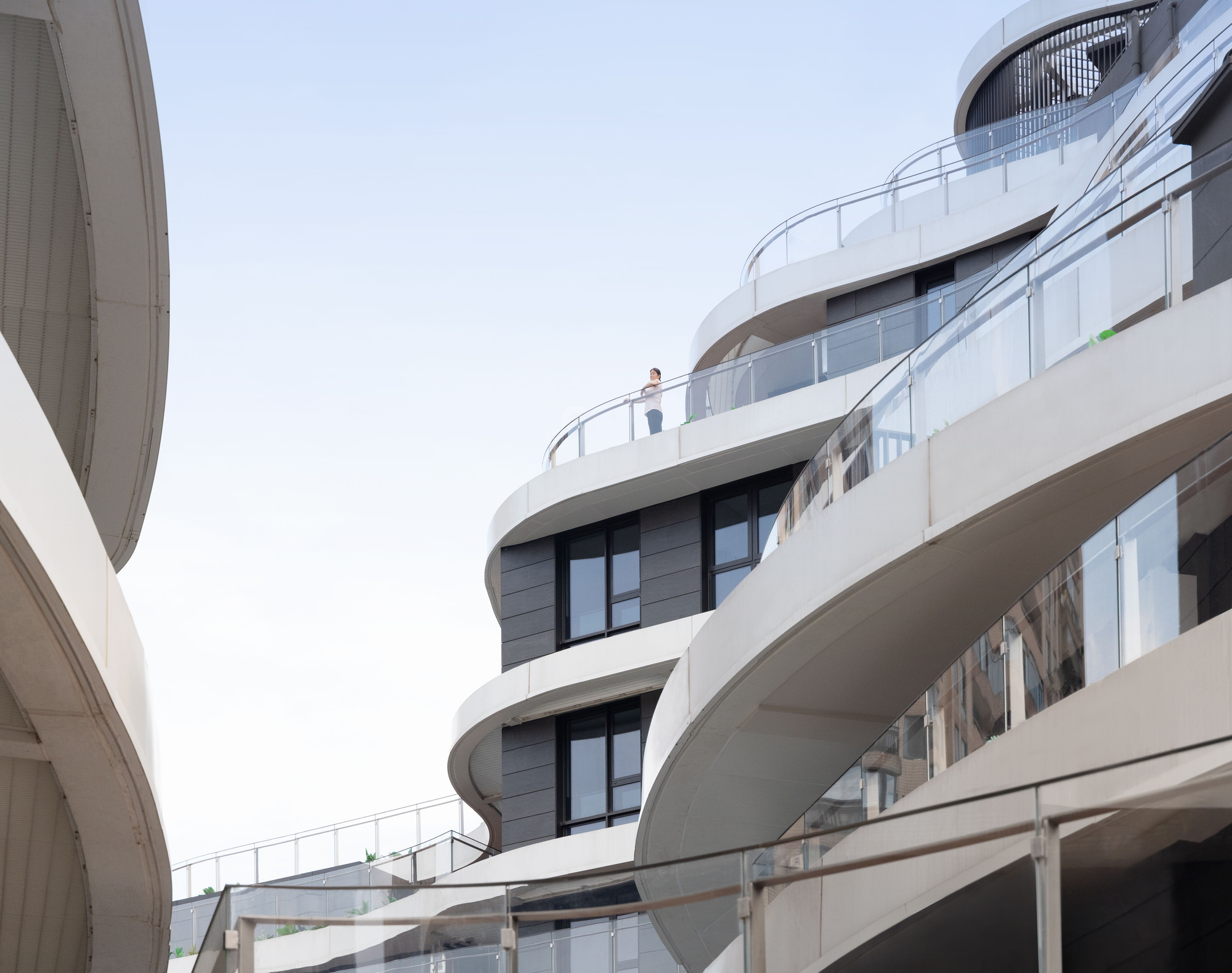 画廊 上海浦东嘉华E18创新住宅 / EID Arch + 上海天华建筑设计 + Aedas - 24