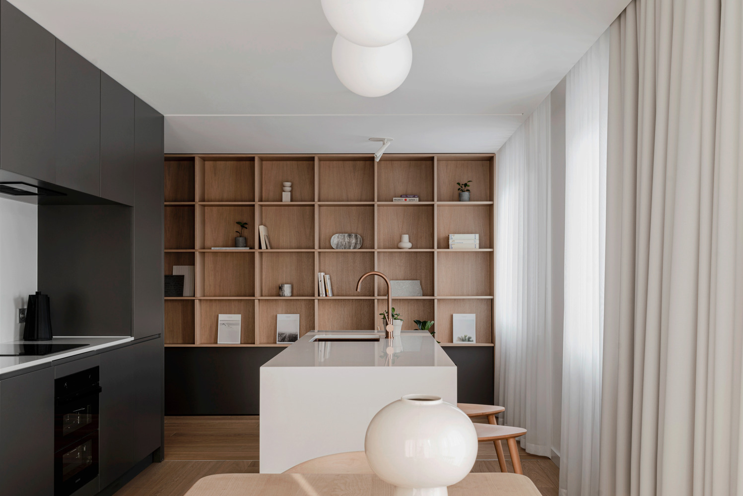 Gallery of Neutrals in Interior Design: 30 Homes with an Understated ...