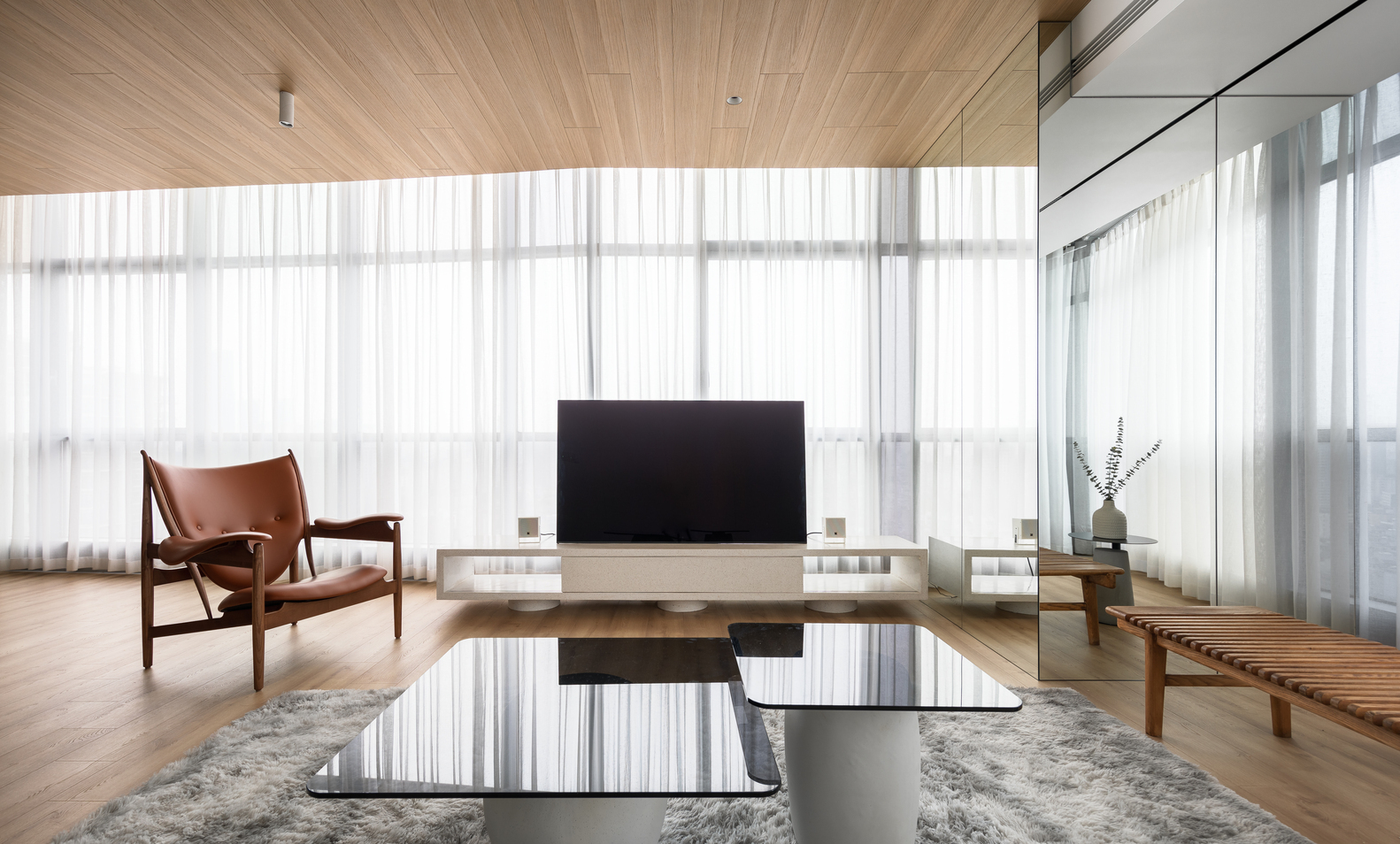 Gallery of Neutrals in Interior Design: 30 Homes with an Understated ...