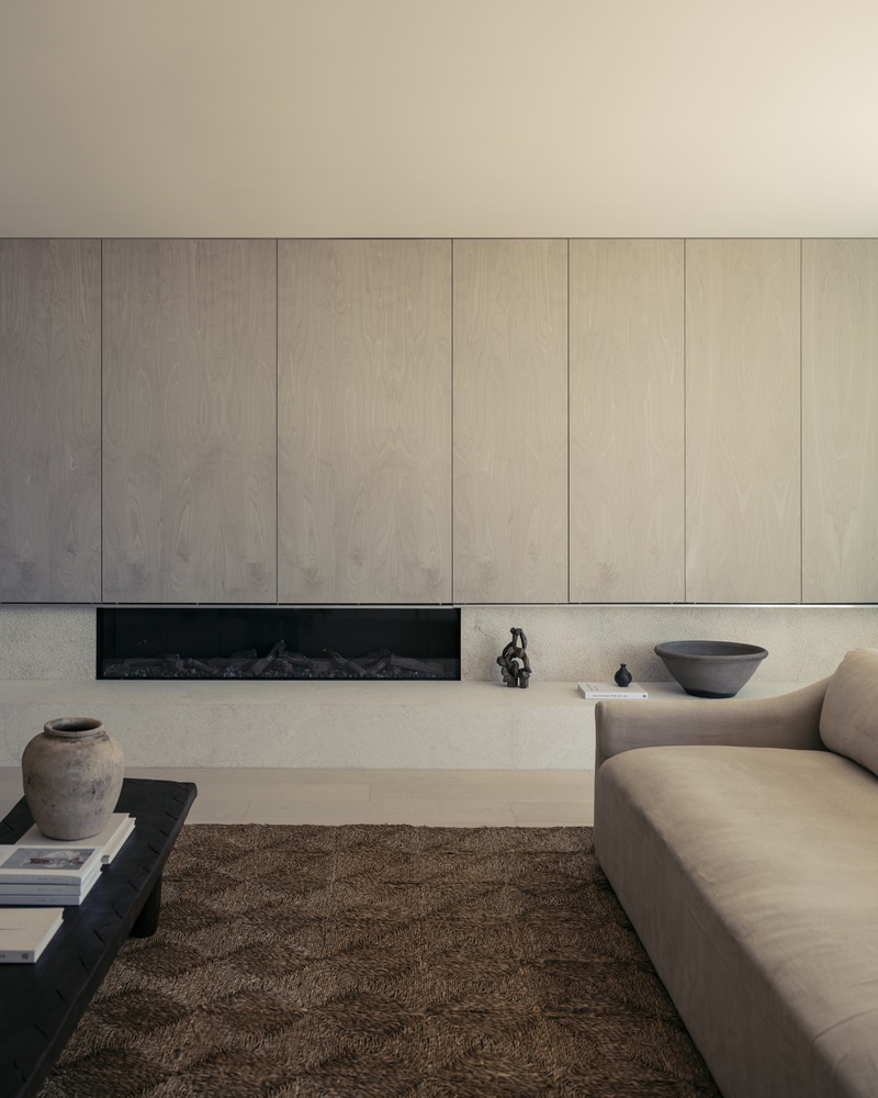 Gallery of Neutrals in Interior Design: 30 Homes with an Understated ...