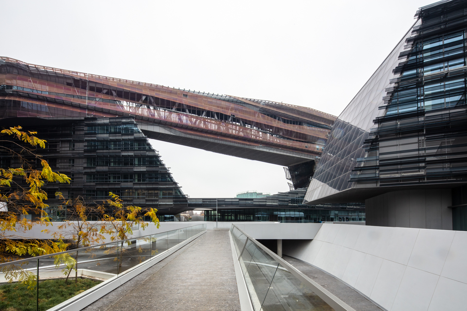 画廊 埃尼集团米兰总部 / Morphosis Architects - 15