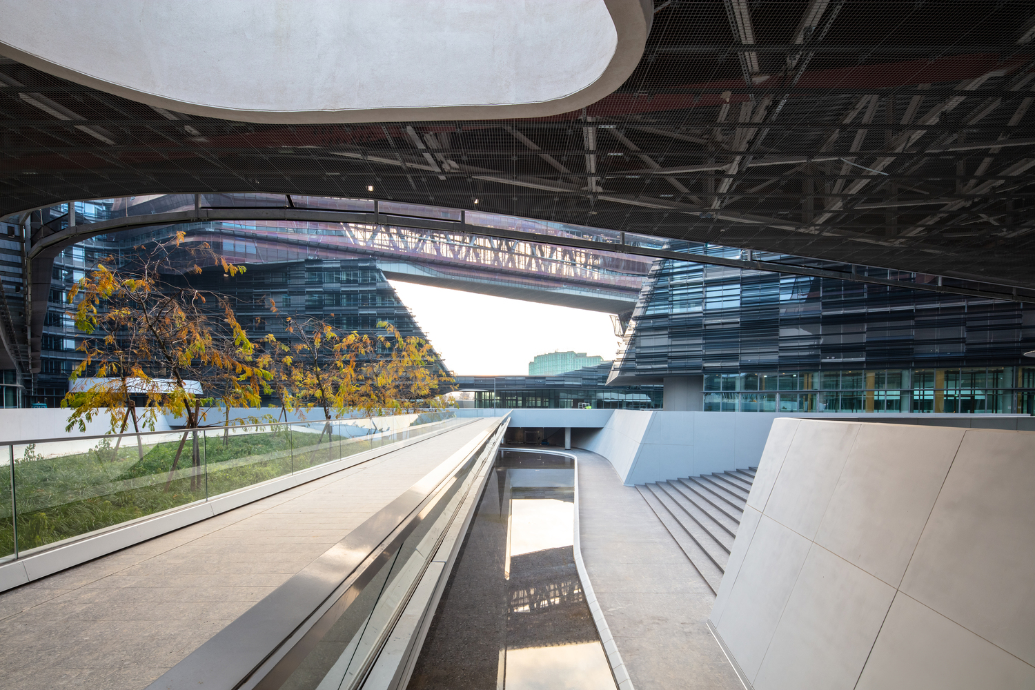 画廊 埃尼集团米兰总部 / Morphosis Architects - 27