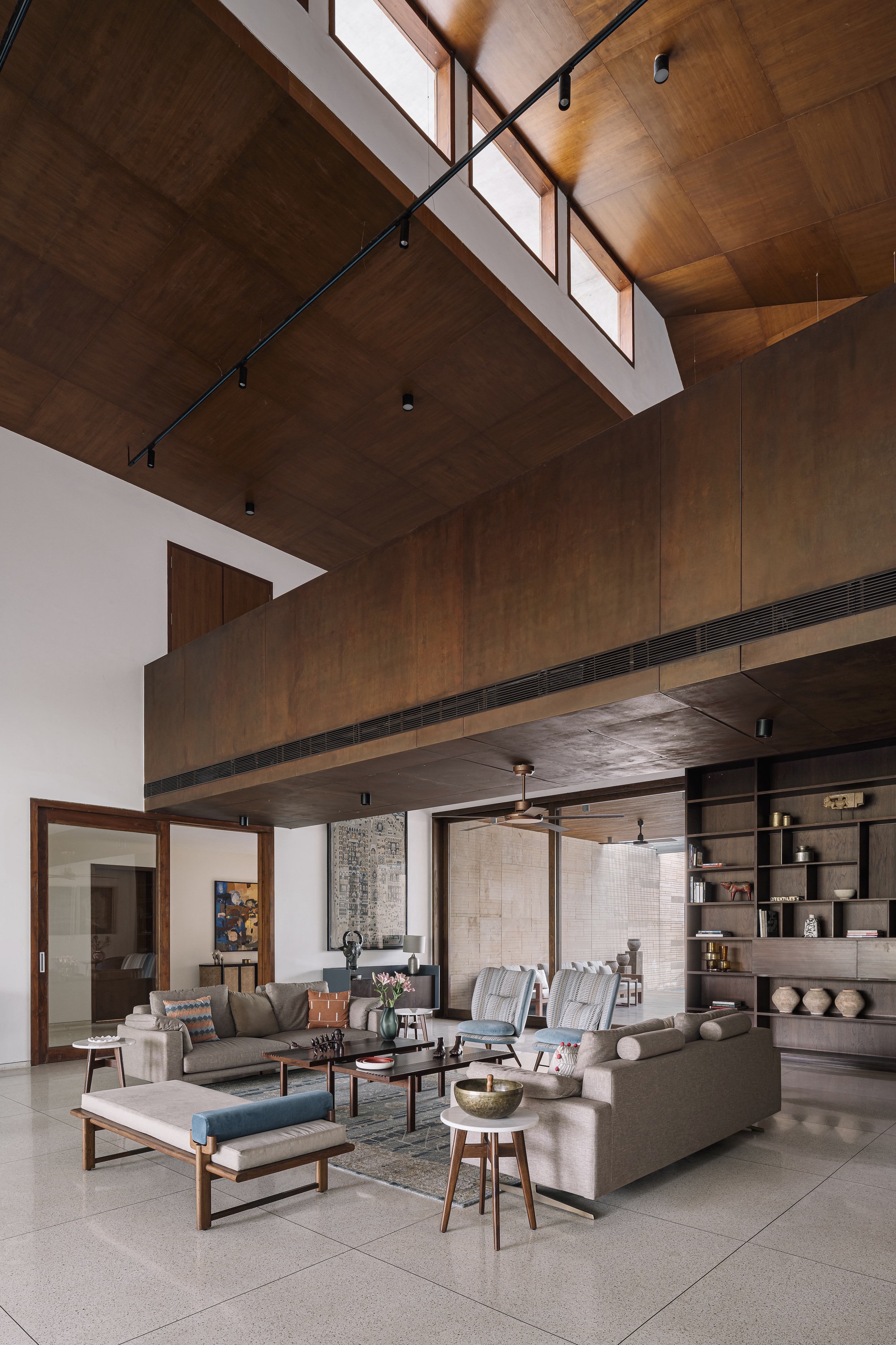 Gallery of 33 Open Homes With Multiple Stories Across a Vertical Open ...