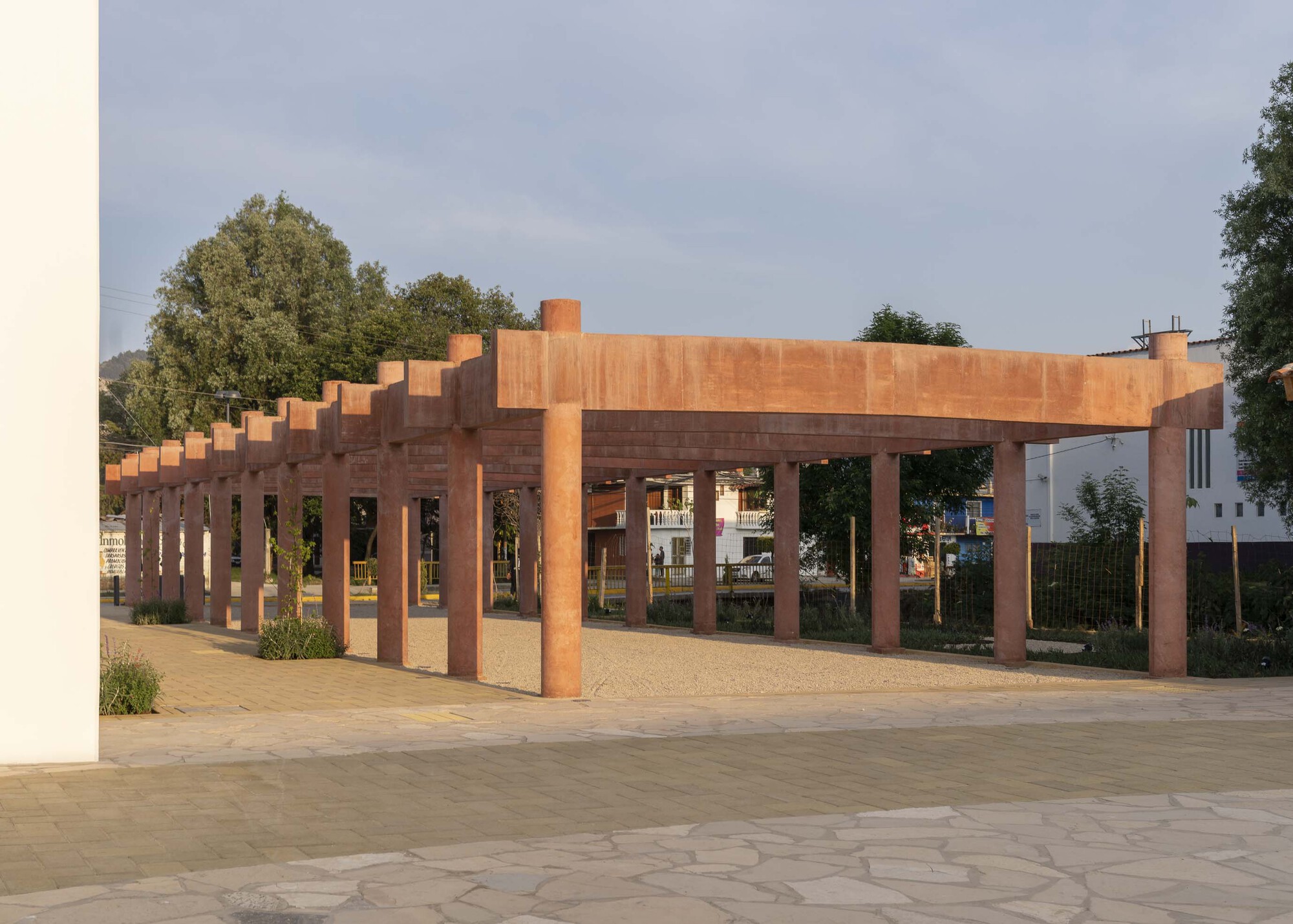 Galería de El Centro de Desarrollo Comunitario en antiguo Rastro ...